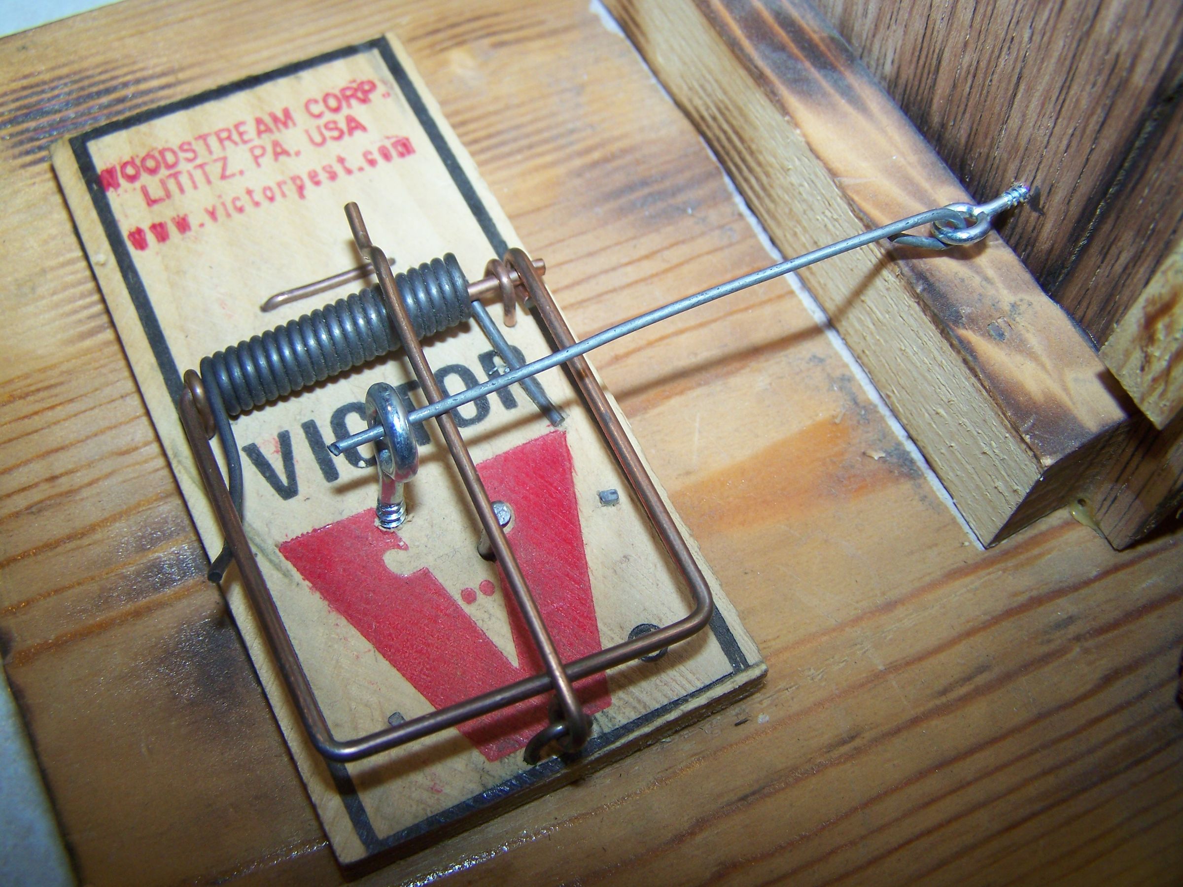 EXPOLDING OUTHOUSE - Instructables