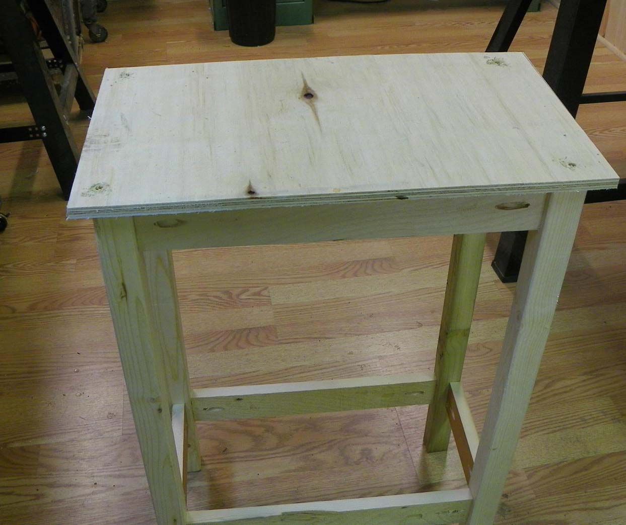 Bench Top Tool Stand : 4 Steps - Instructables