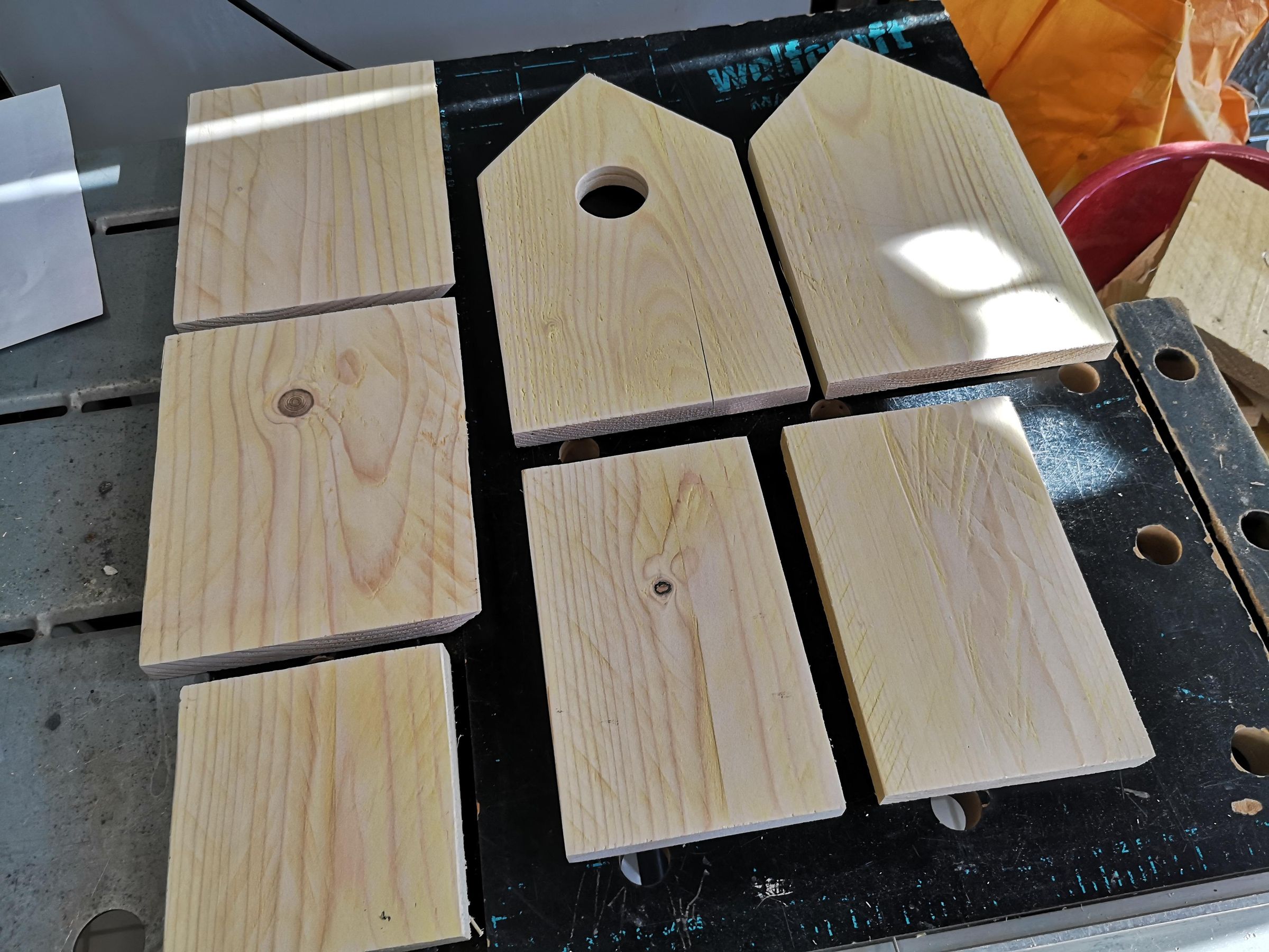 Simple Birdhouse, to Decorate : 8 Steps (with Pictures) - Instructables