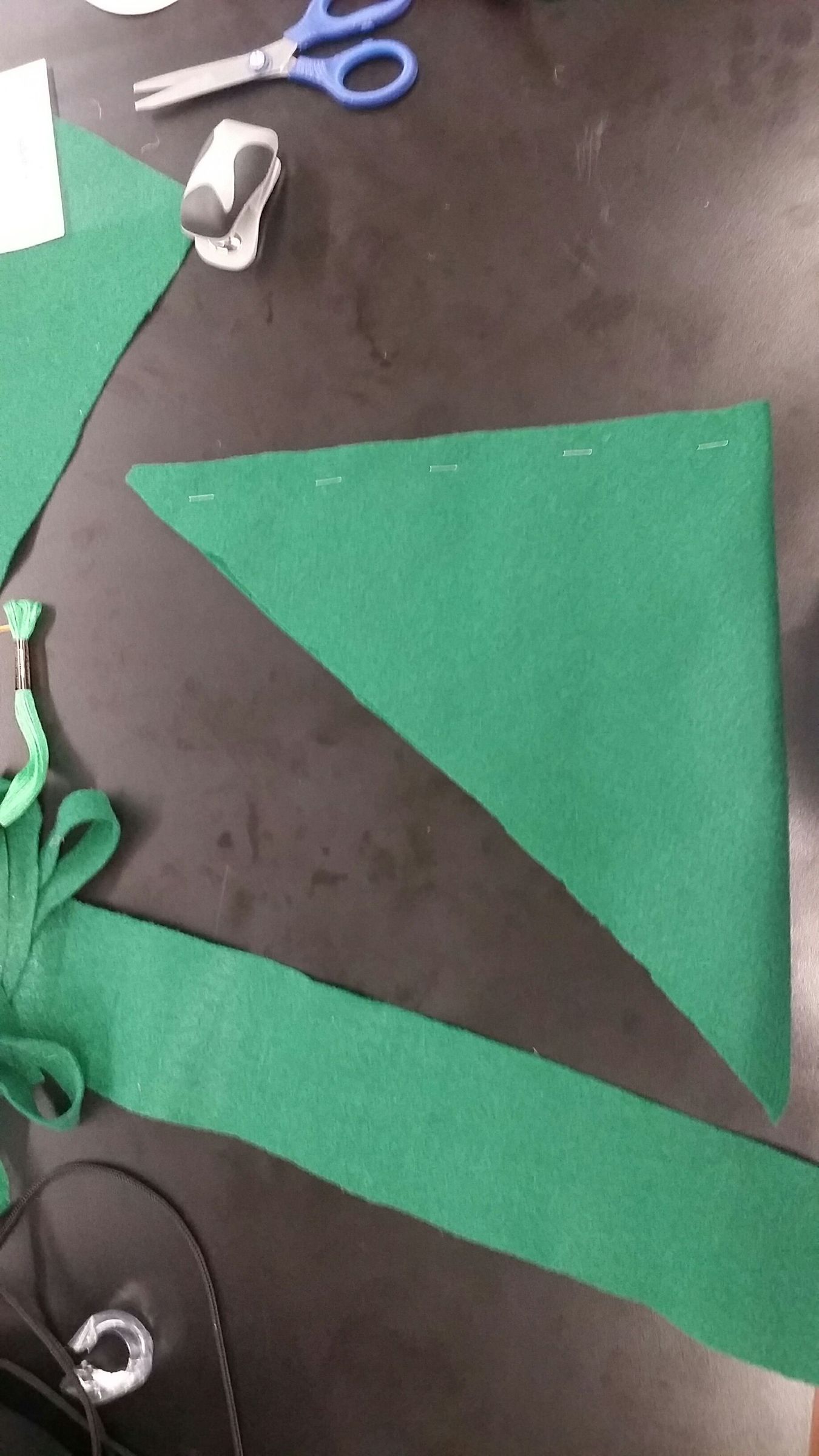 Open Source Green Cool Hat : 16 Steps - Instructables