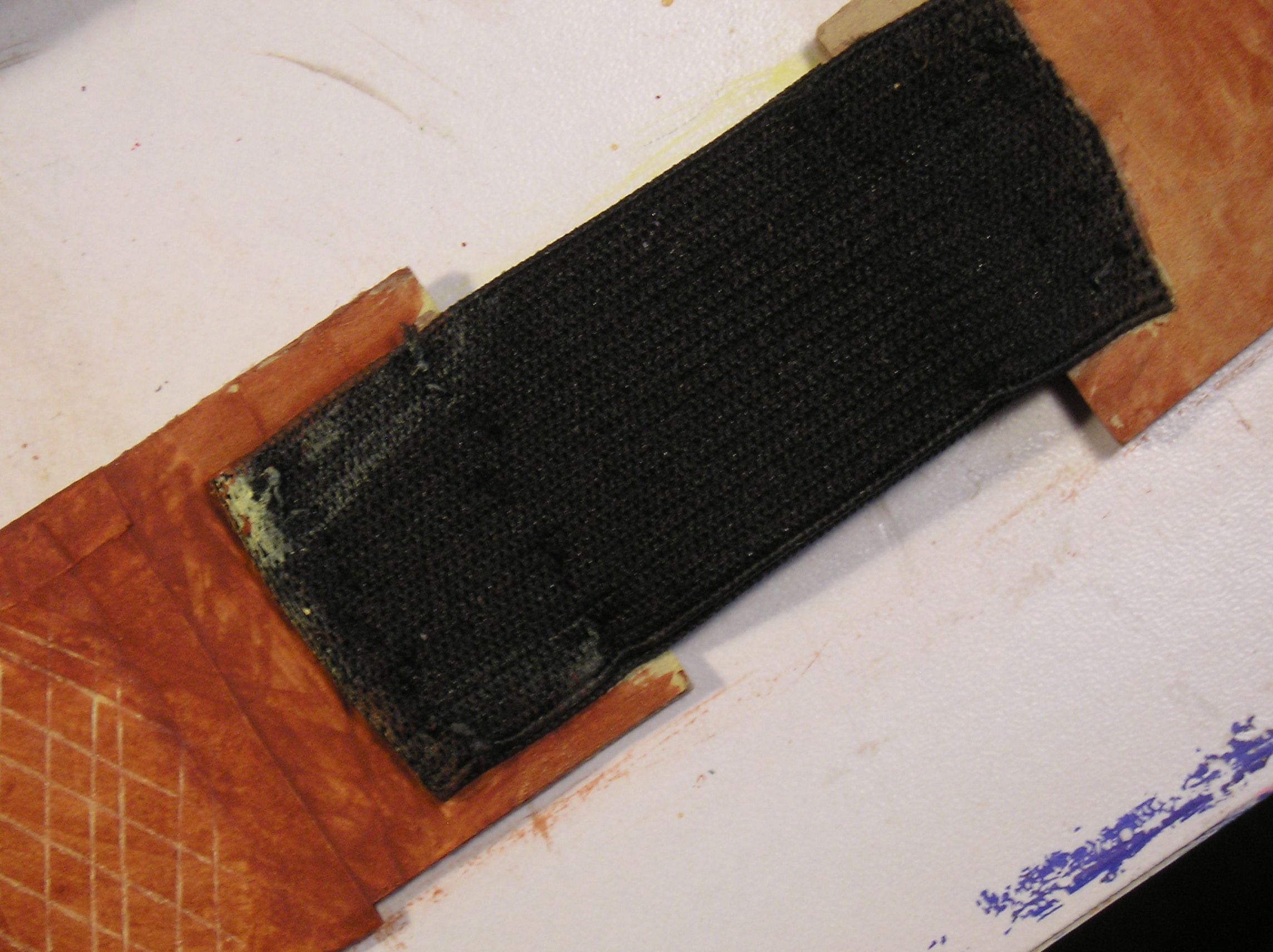 A Belt and Holster Made of Cardboard : 10 Steps - Instructables
