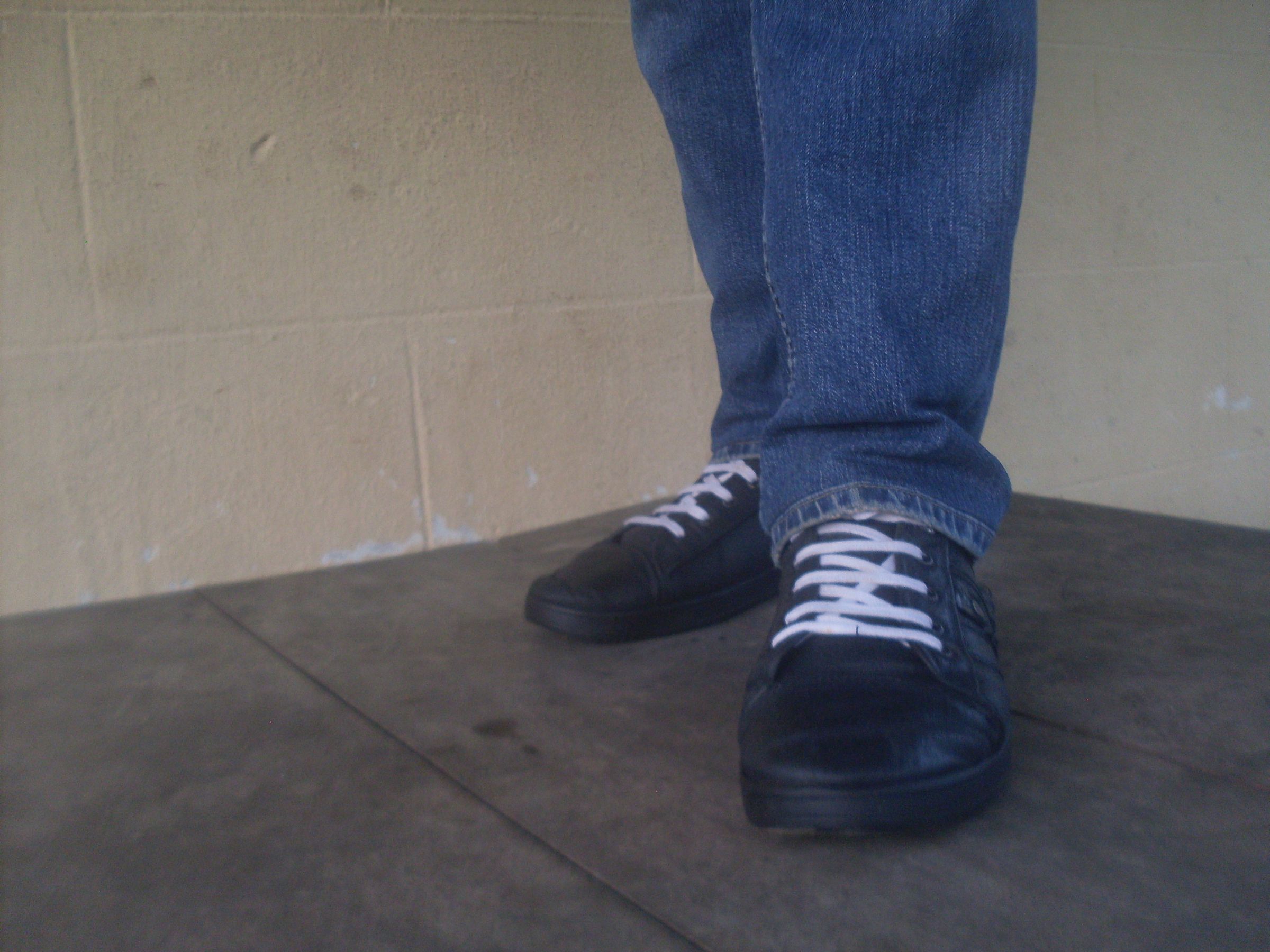 Permanent Shoe Dyeing Technique : 6 Steps - Instructables