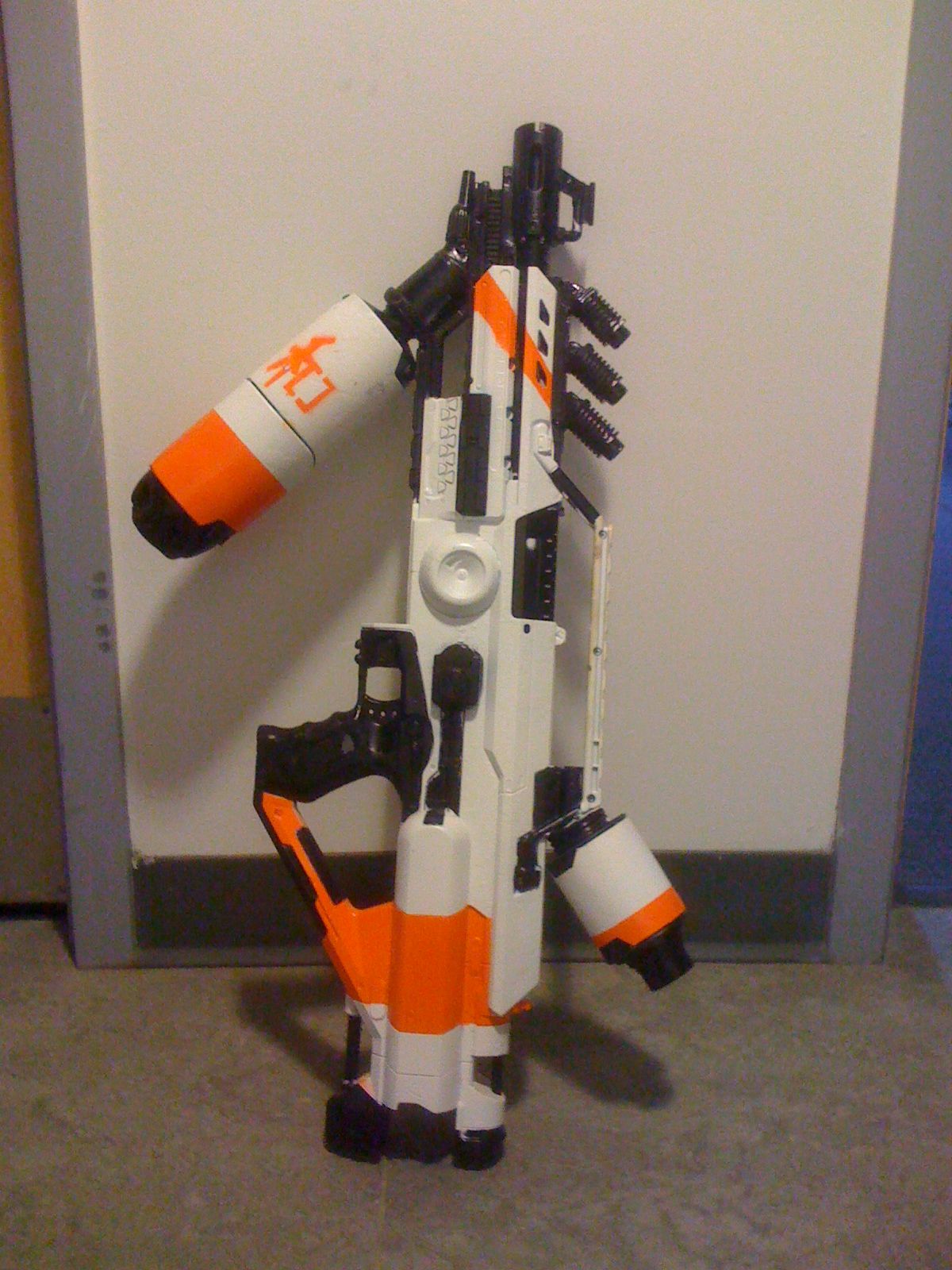 District 9 Inspired Nerf Mod : 21 Steps - Instructables