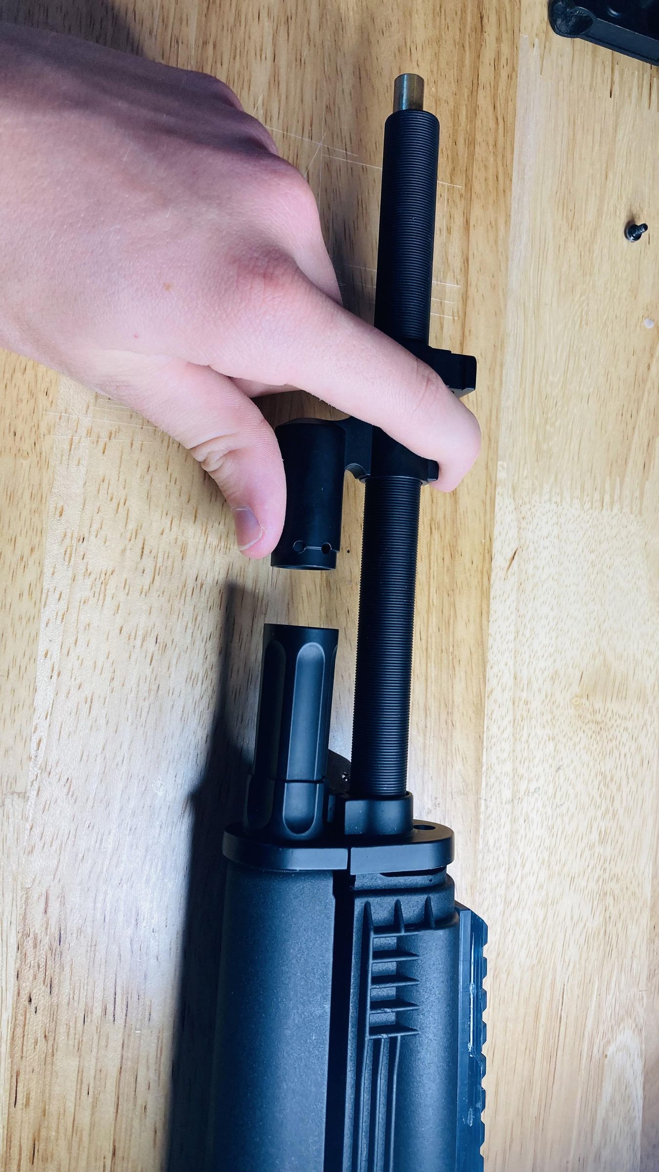 Disassemble CYMA AK-74 CM.031C Handguard : 4 Steps - Instructables