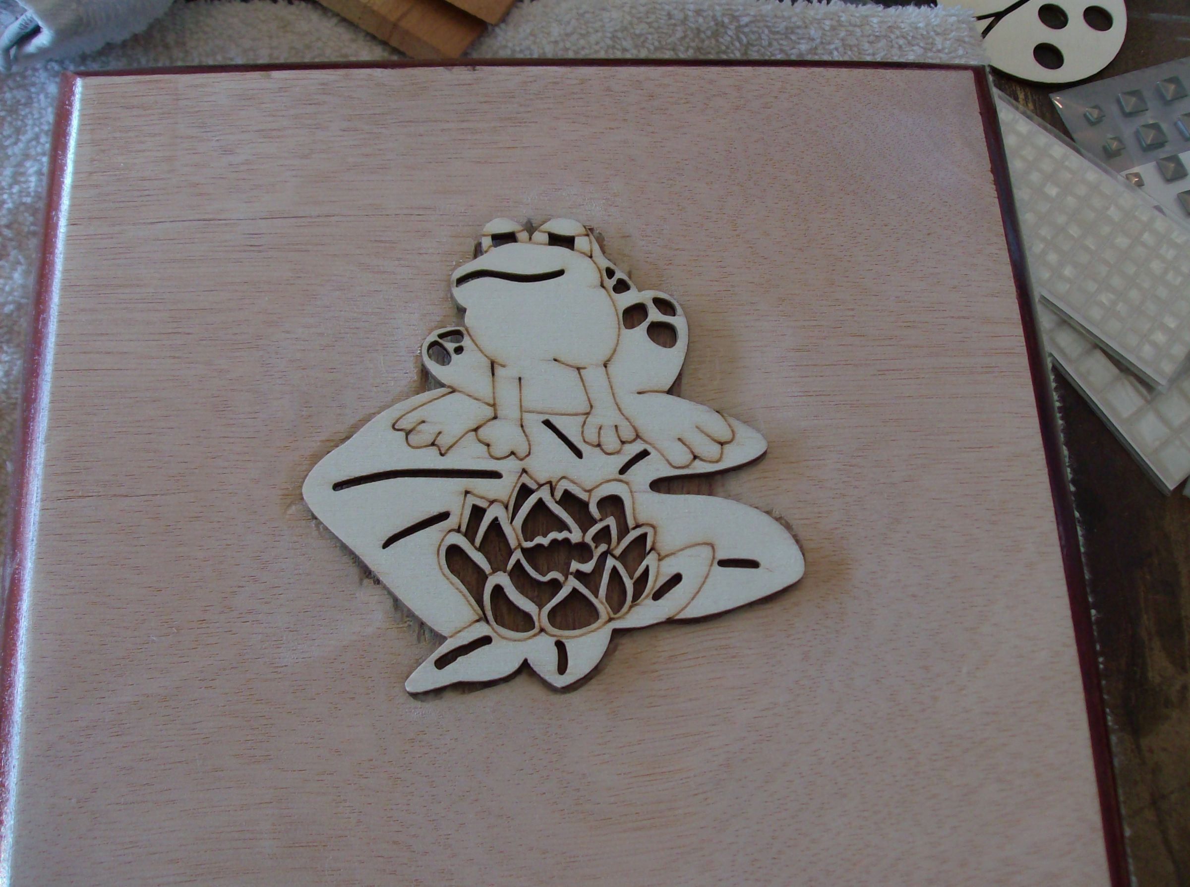 Frog Thumper Cigar Box Guitar - Instructables