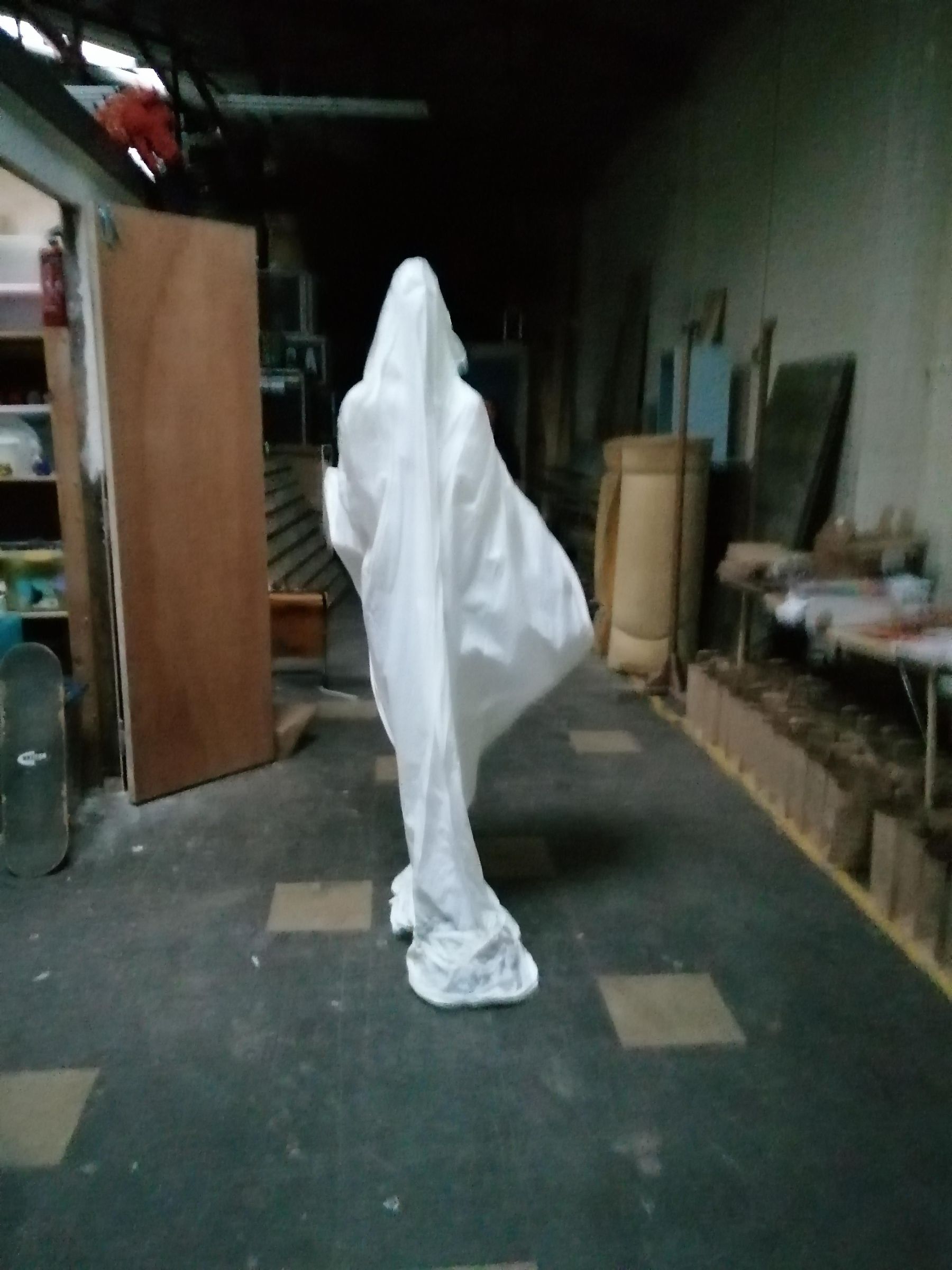 Life Size Glow in the Dark Cloth Ghost : 6 Steps - Instructables