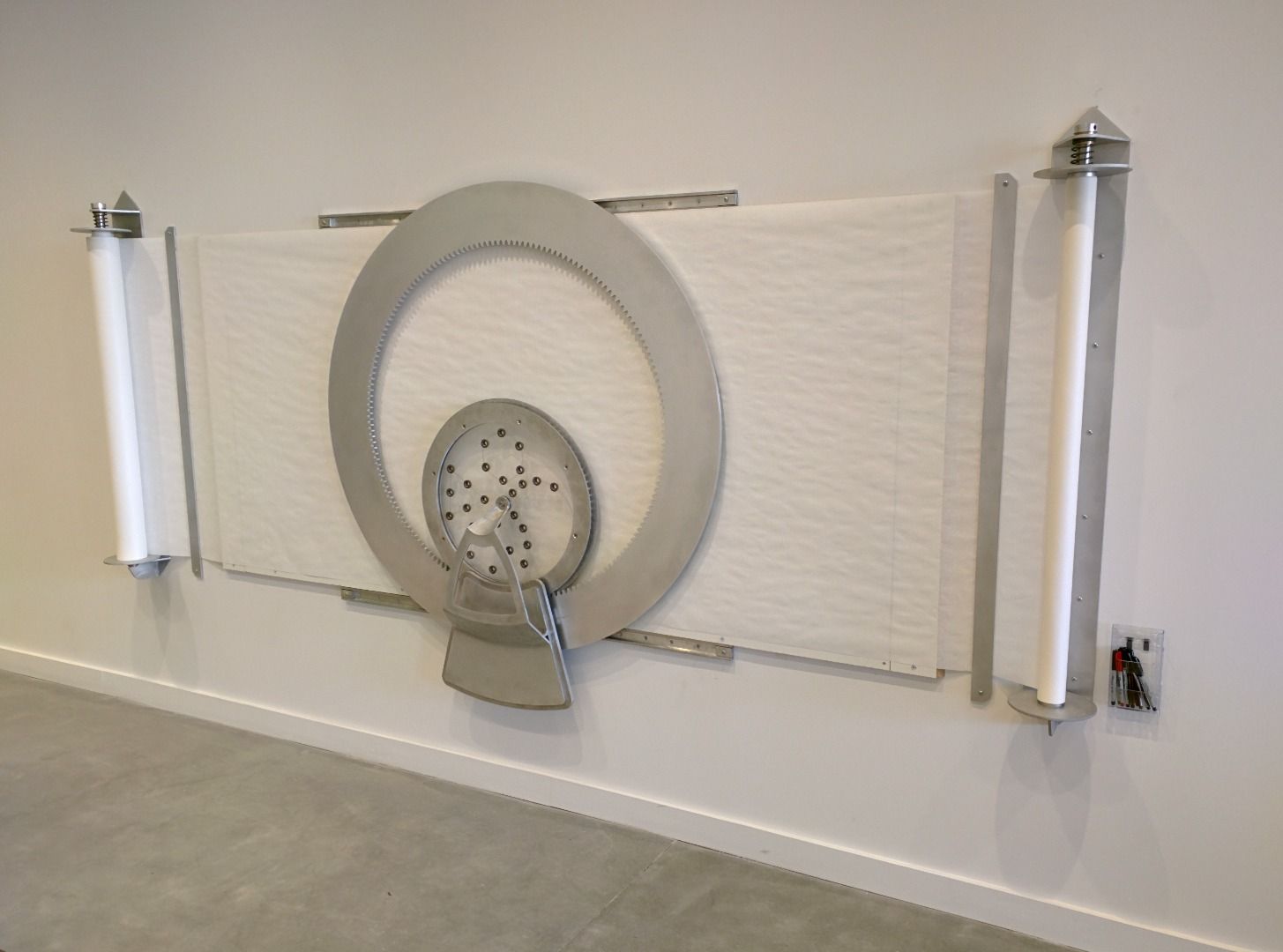 "Spiro" - a 5' Diameter, Wall Mounted Spirograph : 7 Steps (with ...