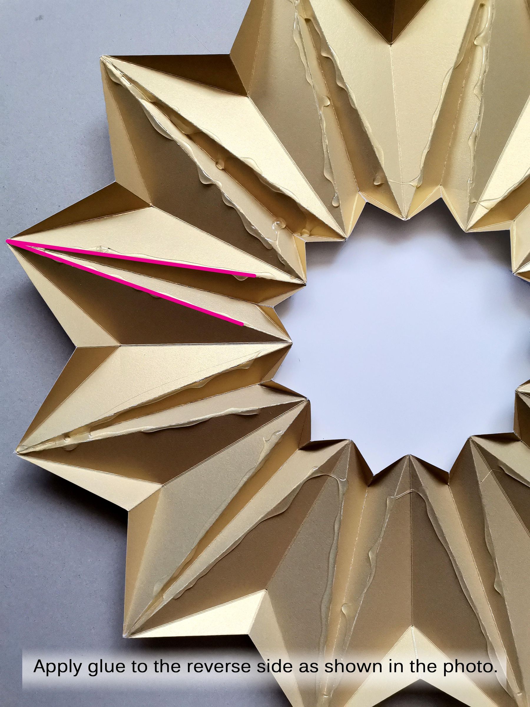 Origami Mirror Frame From Paper : 4 Steps (with Pictures) - Instructables