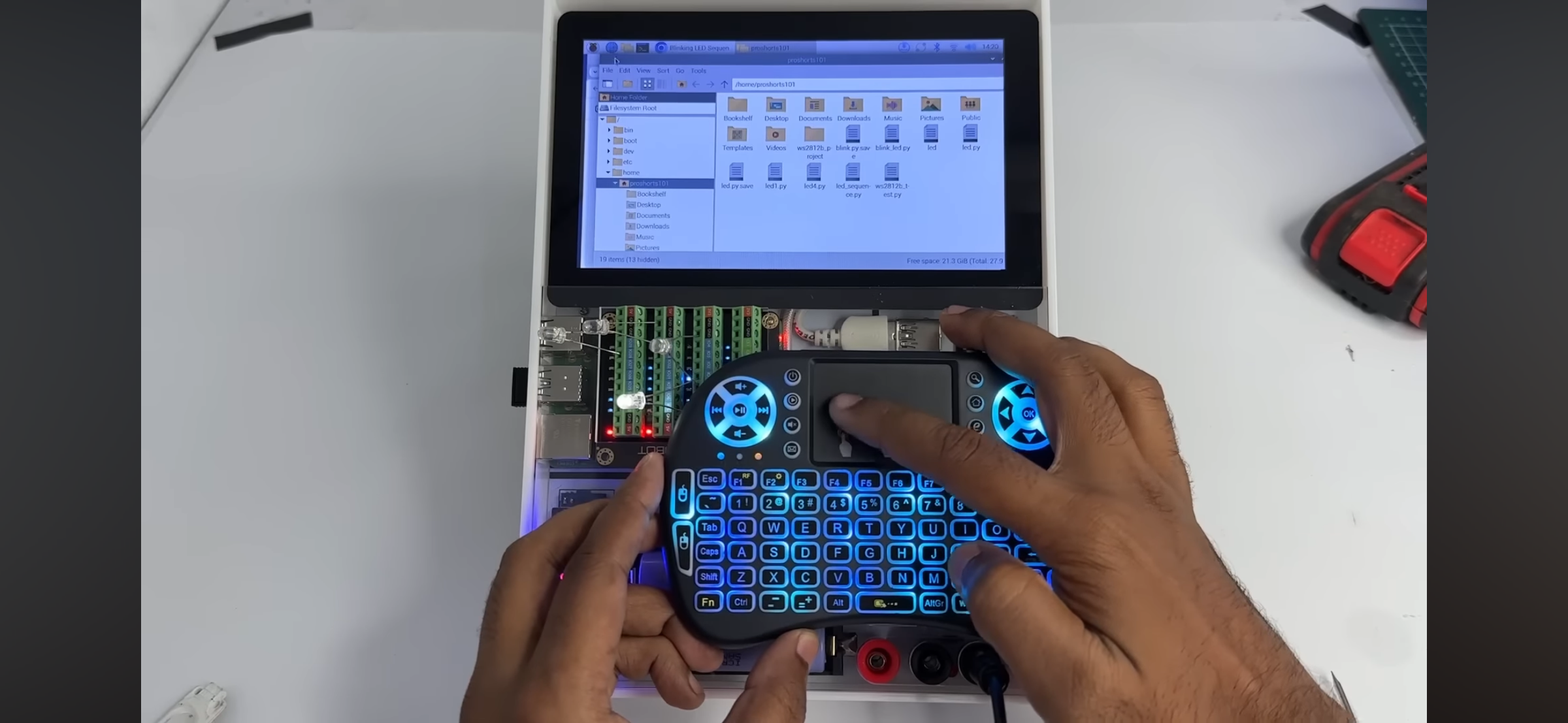 Portable DIY Electronics Workstation : 19 Steps (with Pictures ...