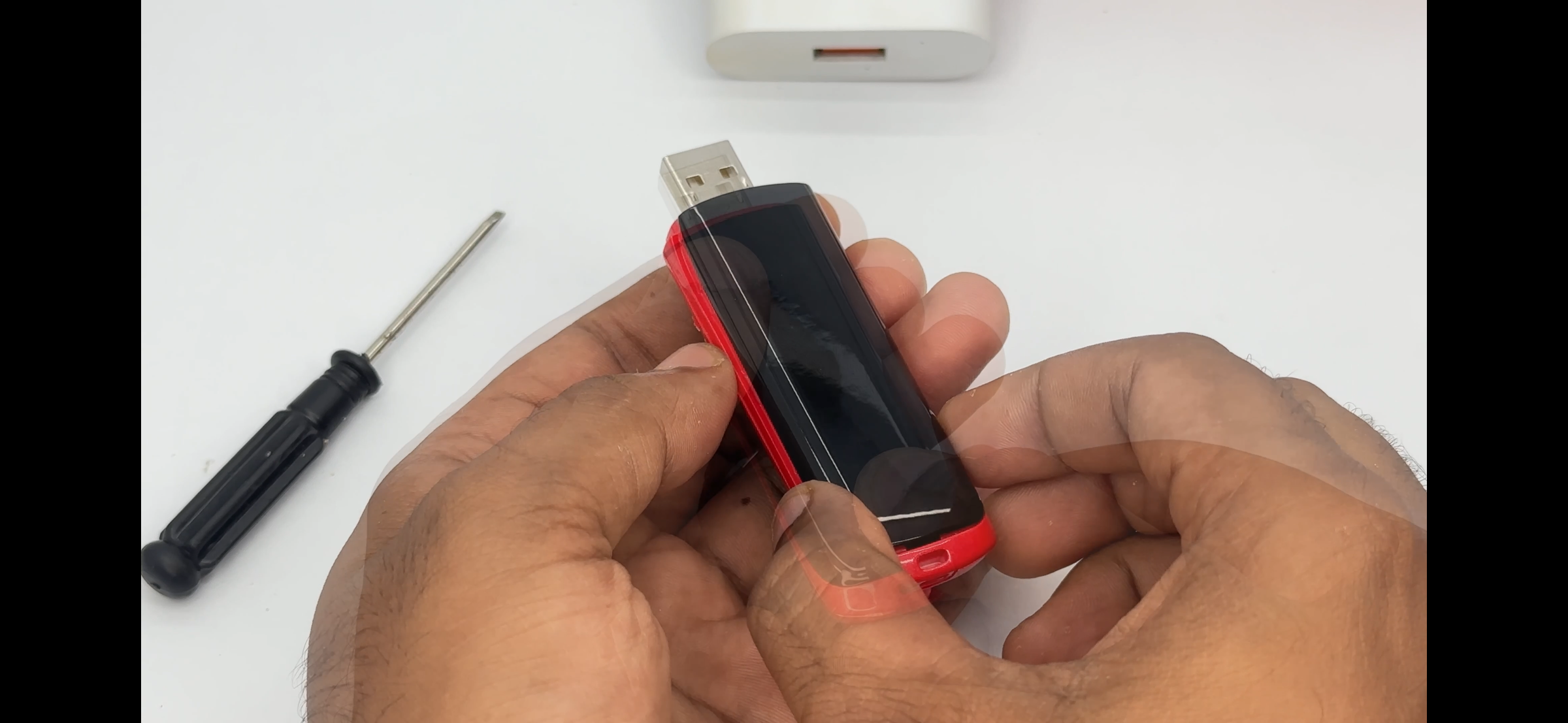 DIY LED Voltage Tester – Test Any DC Voltage With LEDs! : 11 Steps ...