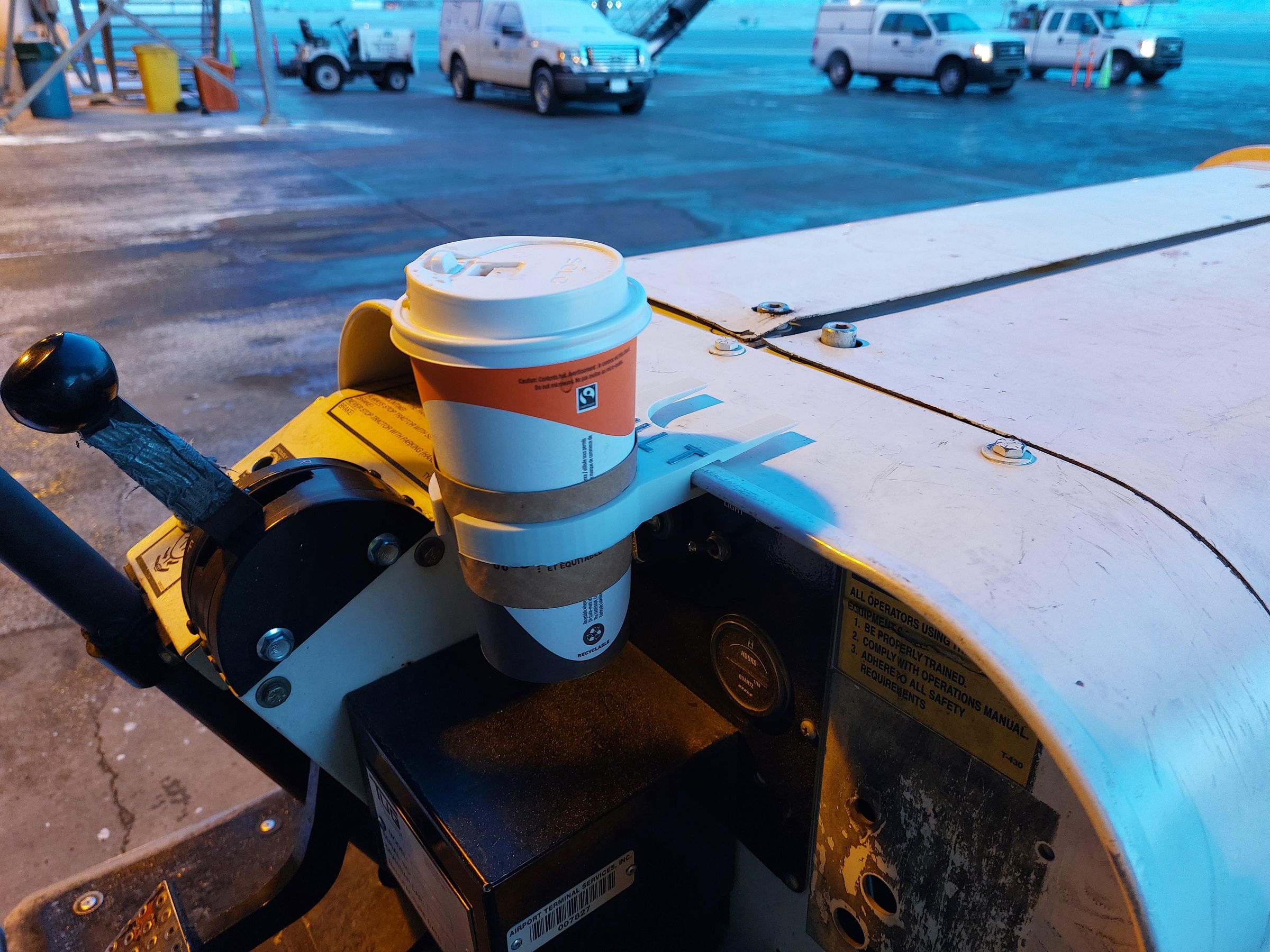 Airport Tug Cup Holder : 6 Steps (with Pictures) - Instructables