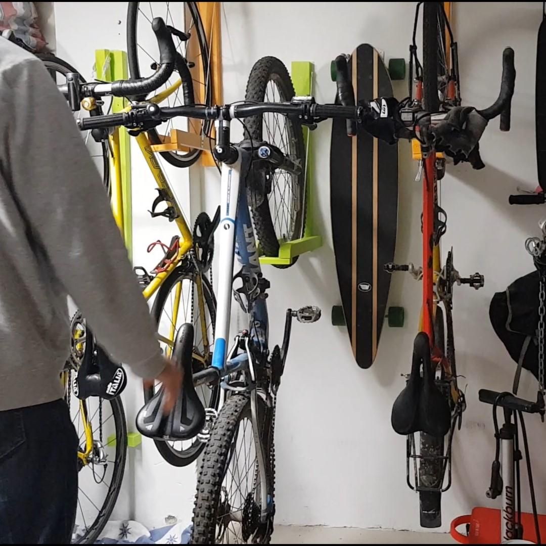 Bike Rack - Easy Build Wall Mounted Bicycle Rack : 9 Steps (with ...