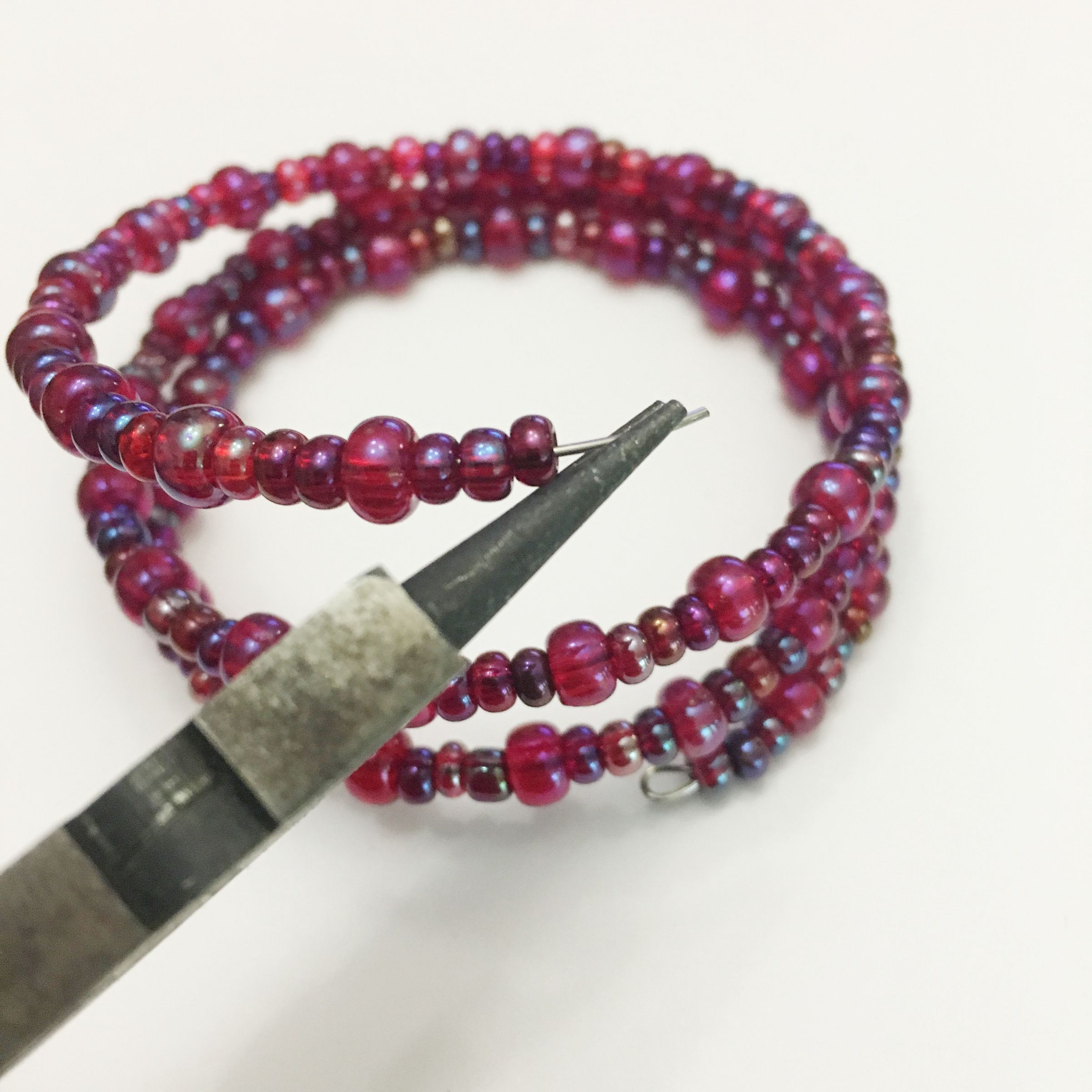 Beaded Memory Wire Cuff : 5 Steps (with Pictures) - Instructables