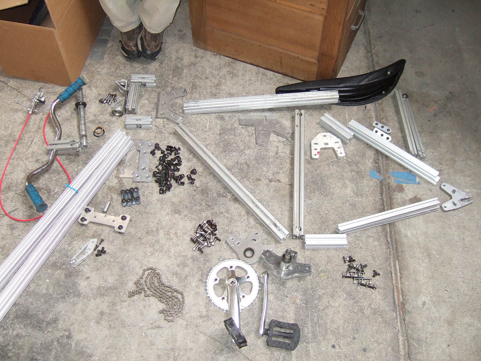 Assembling the 8020 Chopper : 10 Steps (with Pictures) - Instructables