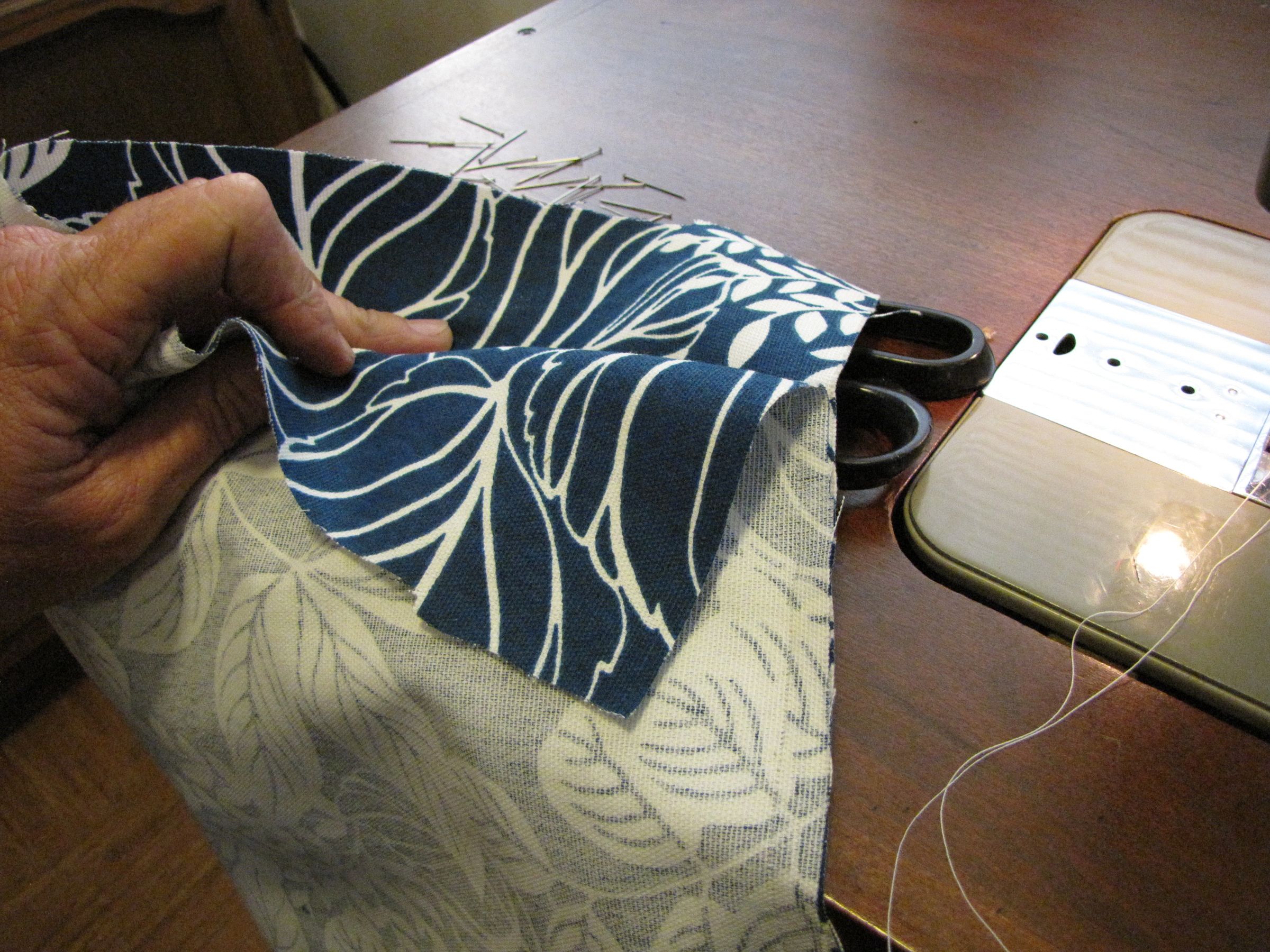 Cloth Carry Bag for Folding Table : 8 Steps (with Pictures) - Instructables