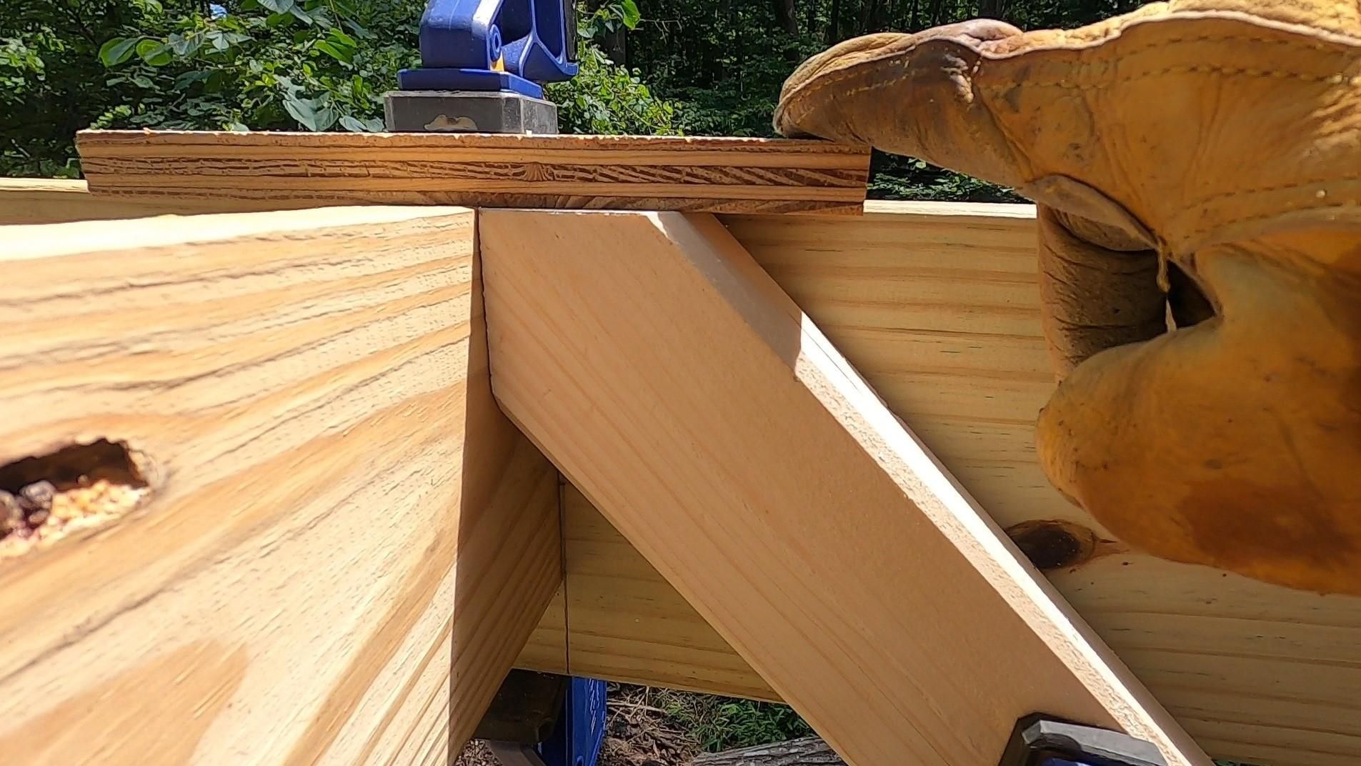 Backyard Treehouse With Zip Line, Trap Door, and Sliding Door : 25 ...
