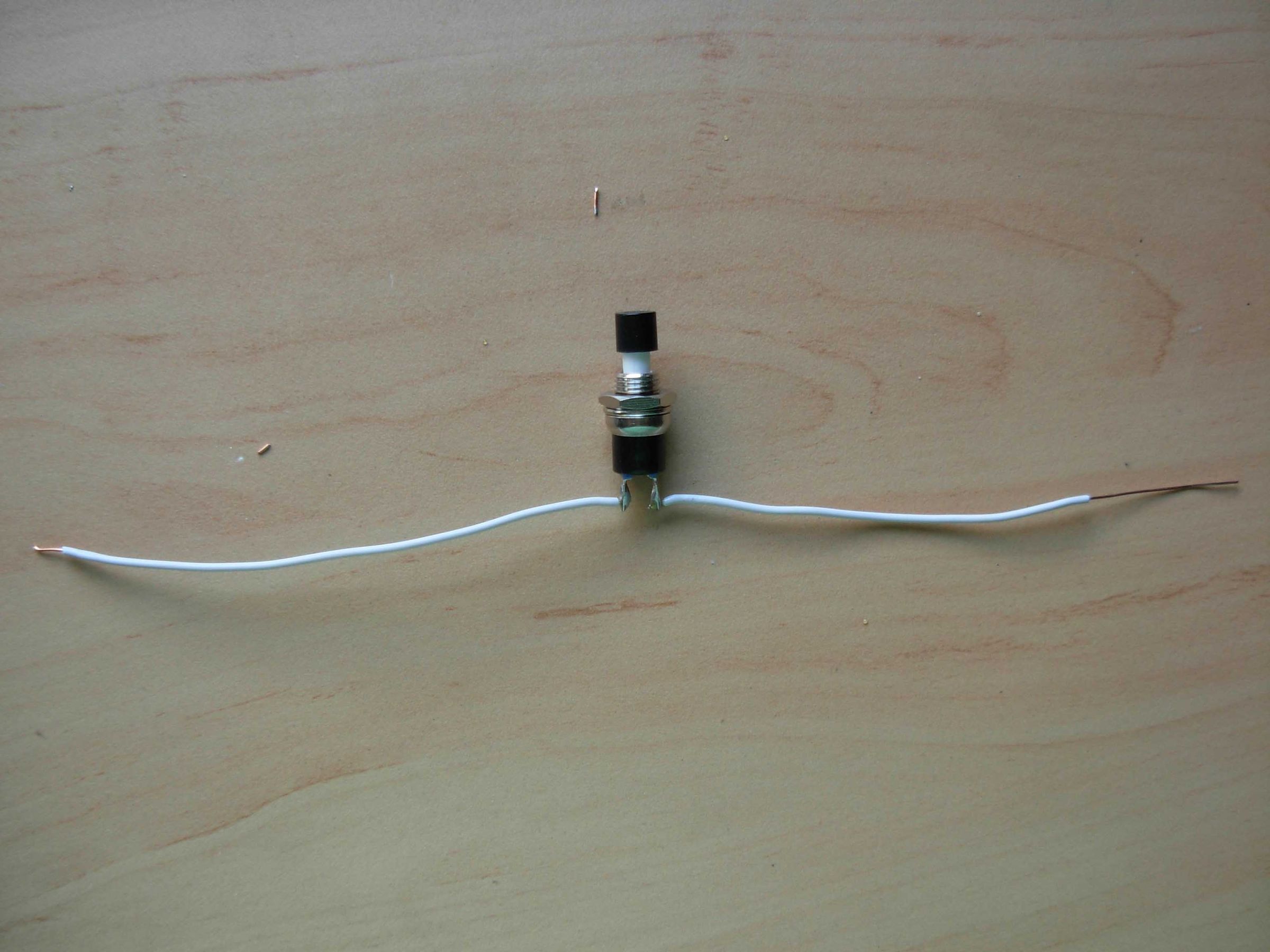 Film Canister LED Flashlight : 9 Steps (with Pictures) - Instructables