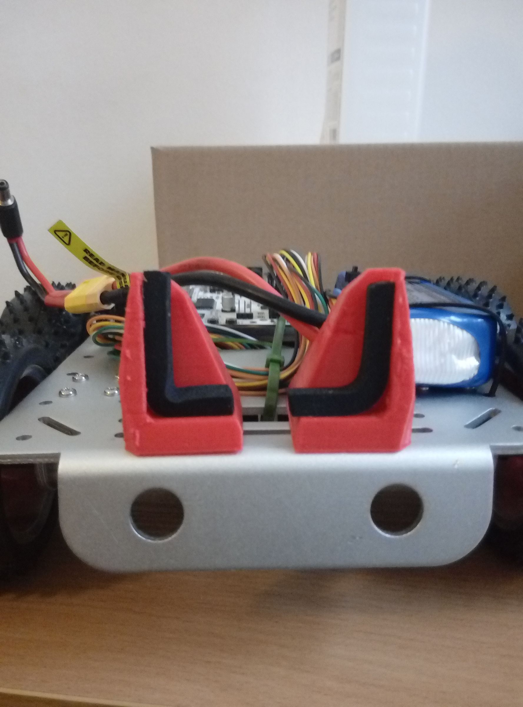 SpyBot - Internet-controlled Robot With Videostreaming : 4 Steps (with Pictures) - Instructables