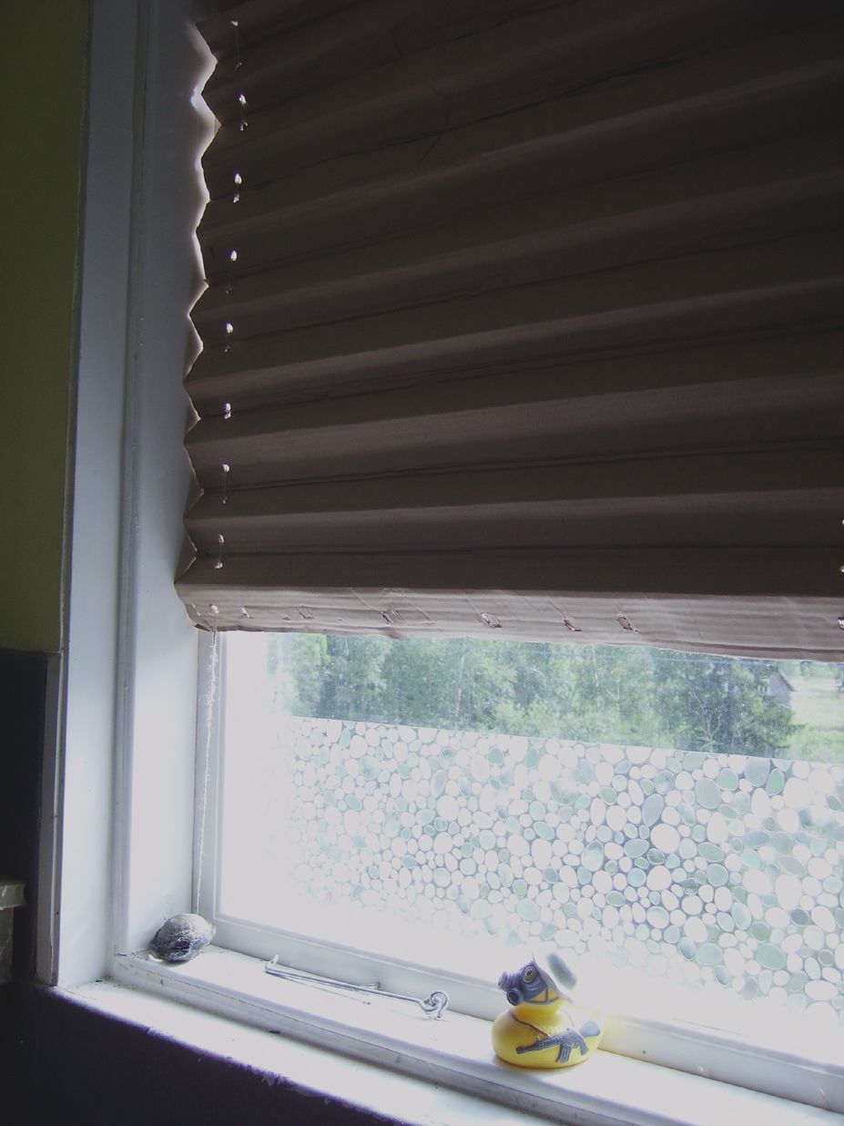 Folded Cardboard Window Blind : 9 Steps (with Pictures) - Instructables