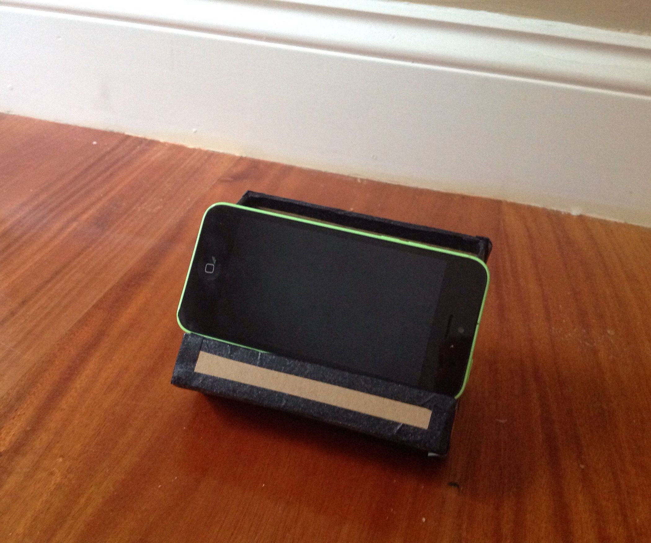 Cardboard Phone Stand : 3 Steps (with Pictures) - Instructables