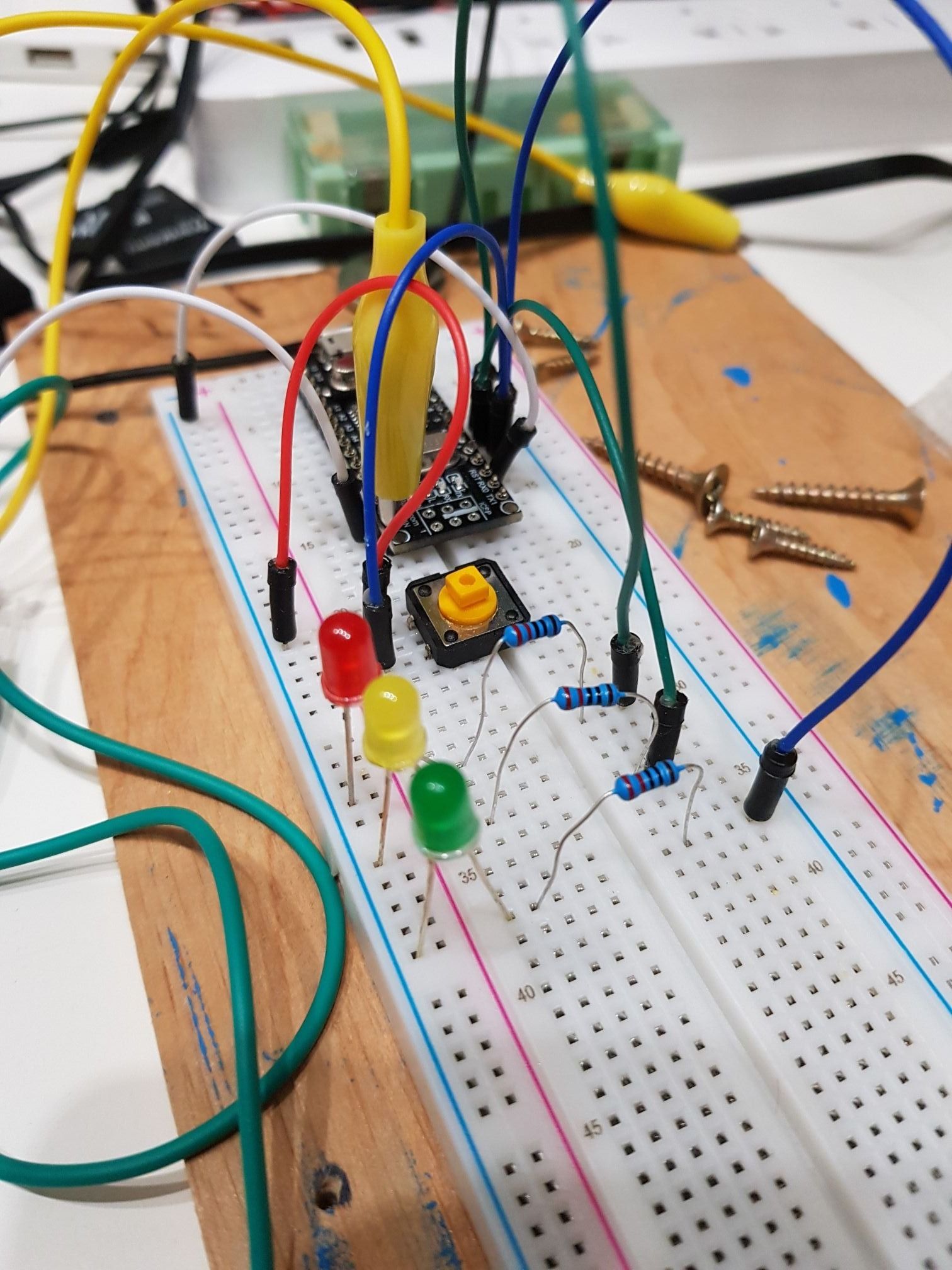 Toy Traffic Light With Arduino Nano : 5 Steps (with Pictures) - Instructables