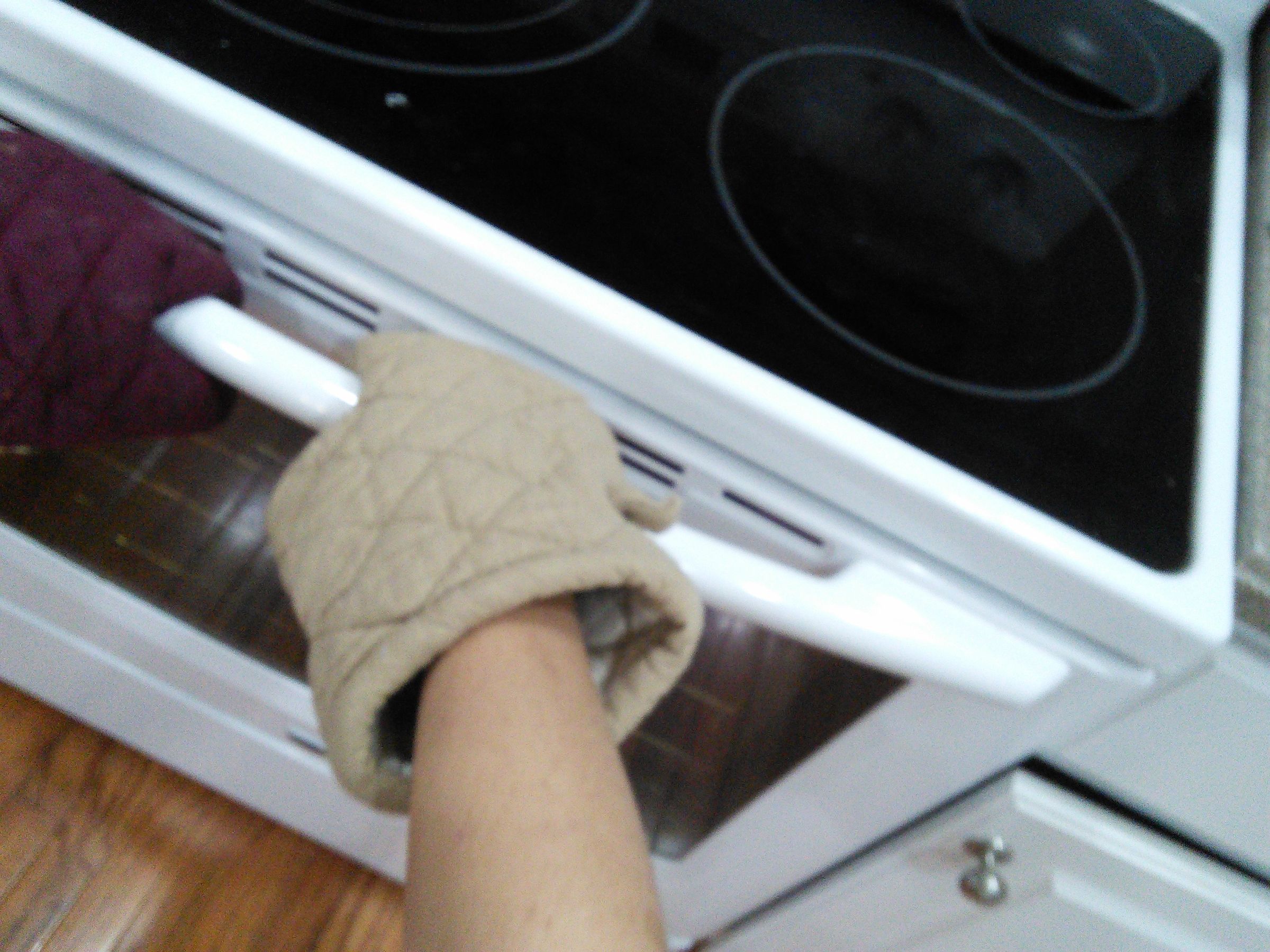 How to Make an Invisible Chef : 4 Steps - Instructables