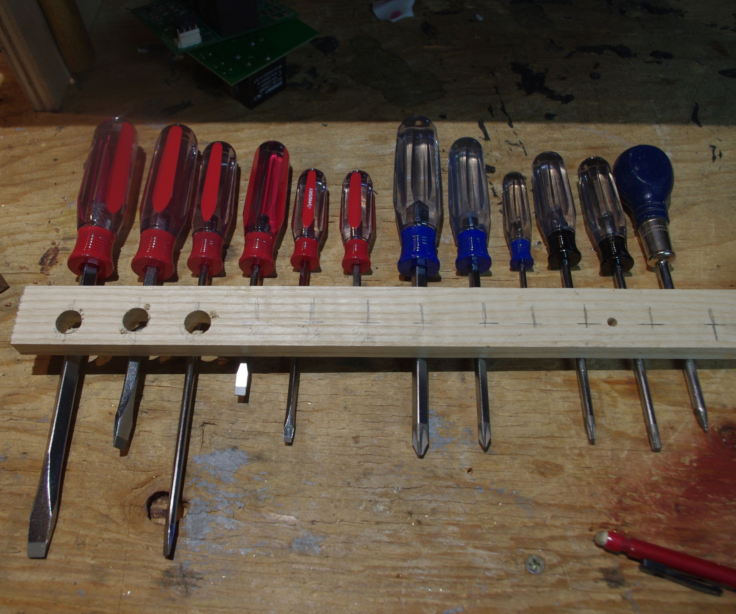 Tool Storage Hacks (or How to Hang Those Black Friday Screwdrivers) : 4 ...