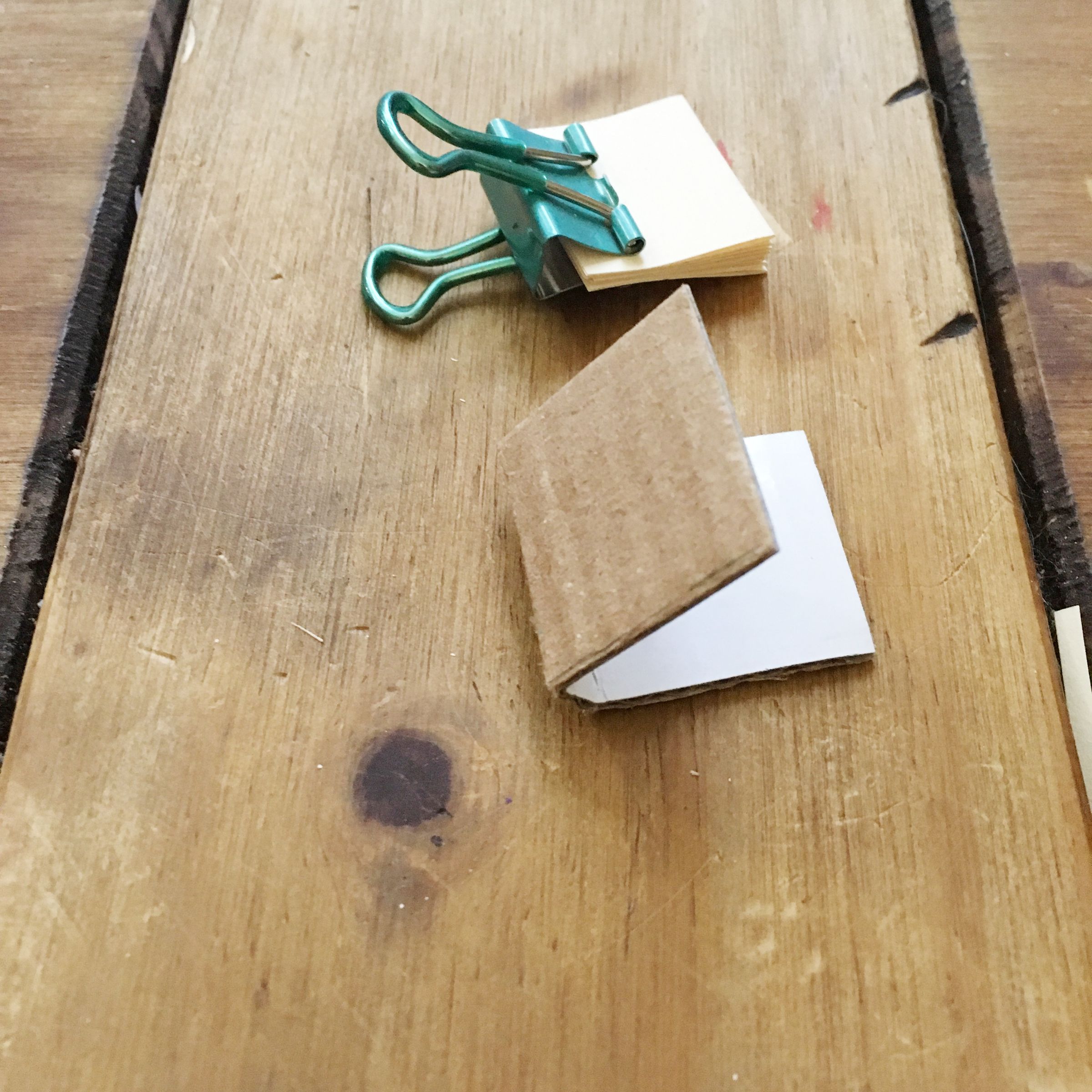 Mini Leather Books : 4 Steps (with Pictures) - Instructables