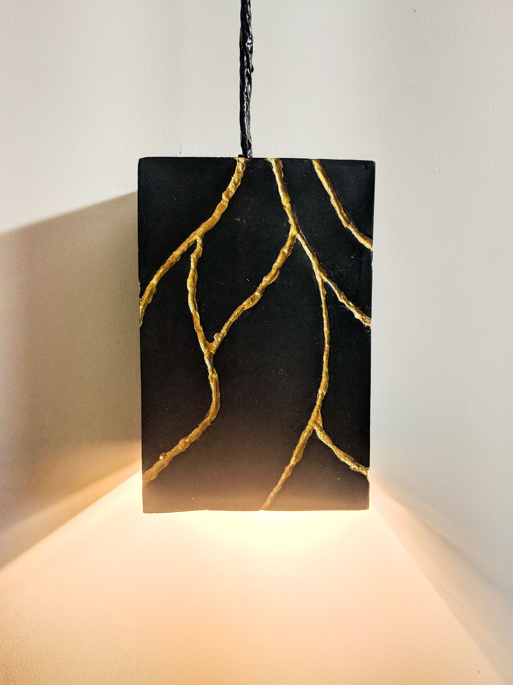 Kintsugi Style Concrete Lamp : 7 Steps (with Pictures) - Instructables
