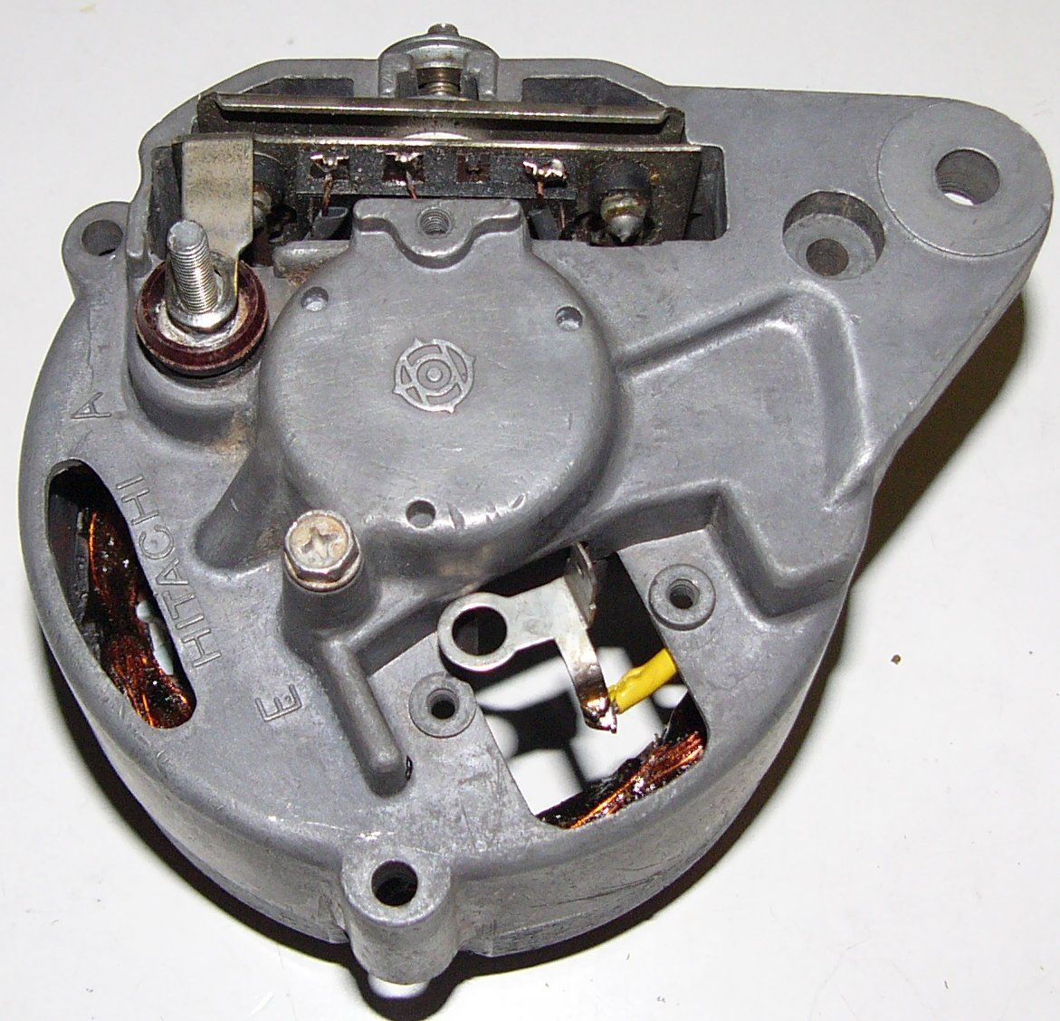 How to Rewind an Alternator : 8 Steps (with Pictures) - Instructables