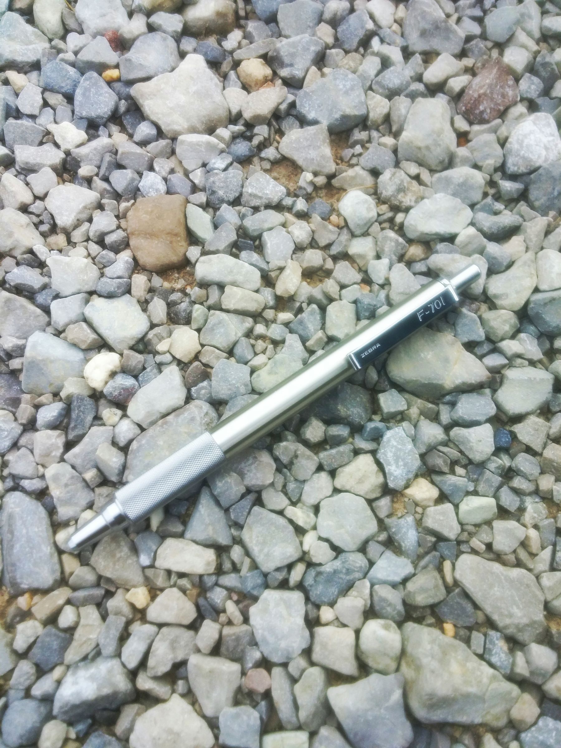 The Ultimate EDC Pen : 8 Steps - Instructables