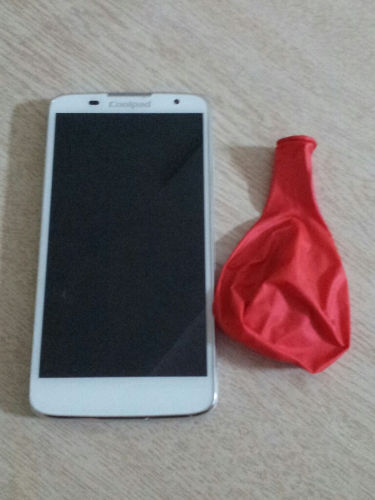 Balloon Phone Case : 5 Steps - Instructables