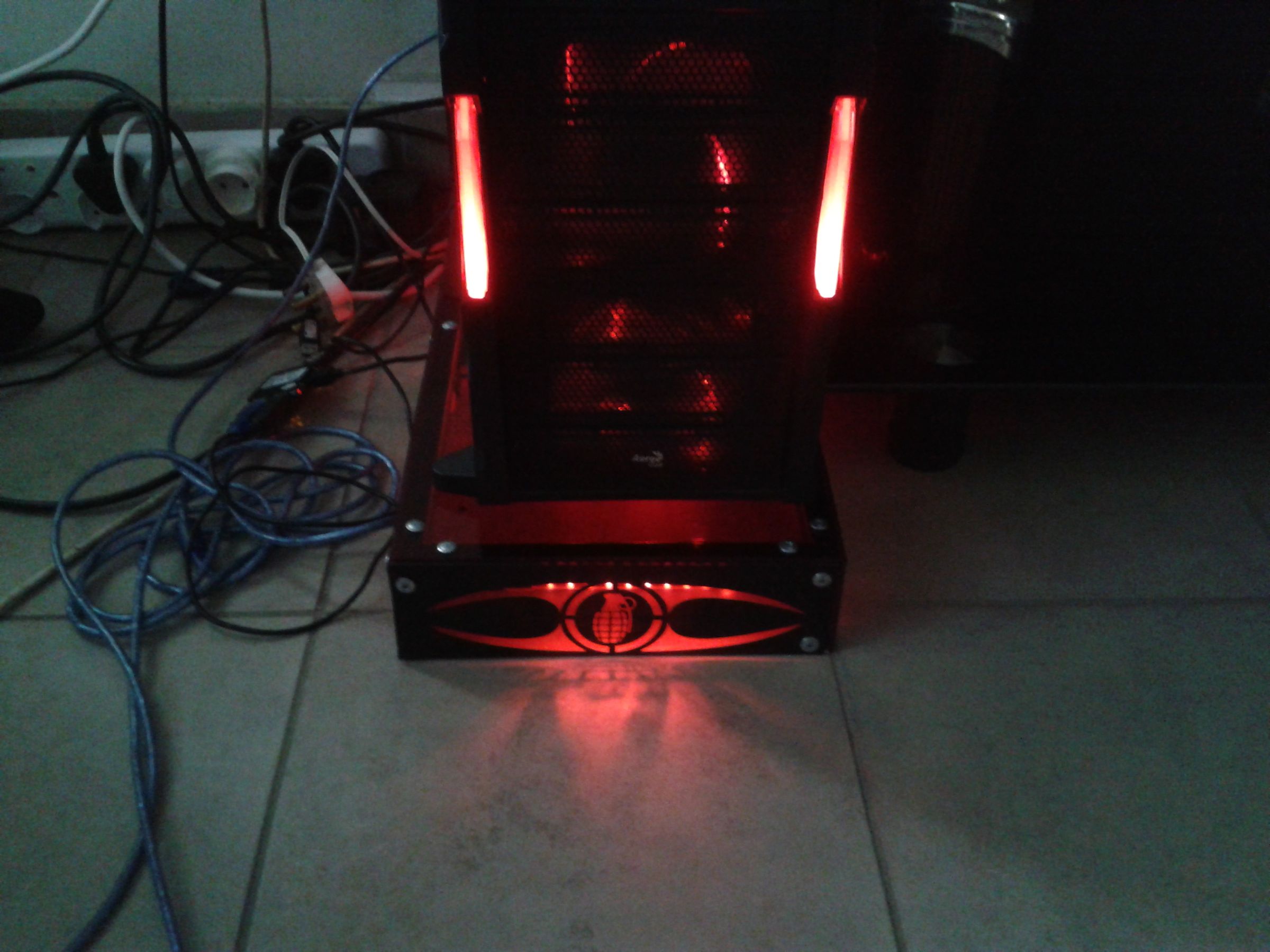 Custom Pc Stand - Instructables