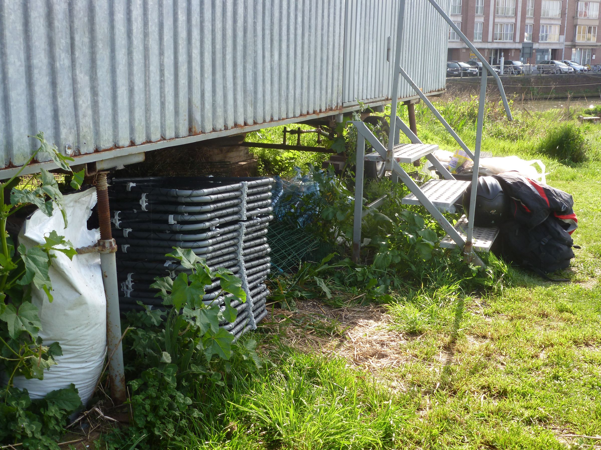 How to Make a Modular Vegetable Protection Cage. : 8 Steps (with ...