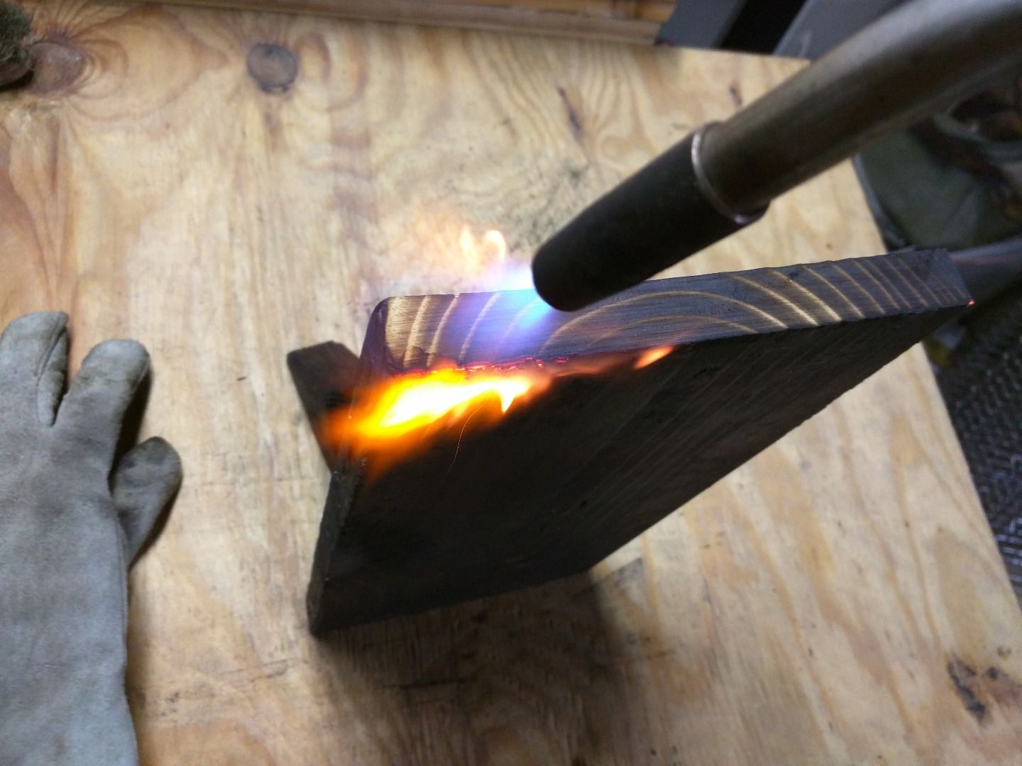 Shou Sugi Ban Shelf : 5 Steps (with Pictures) - Instructables