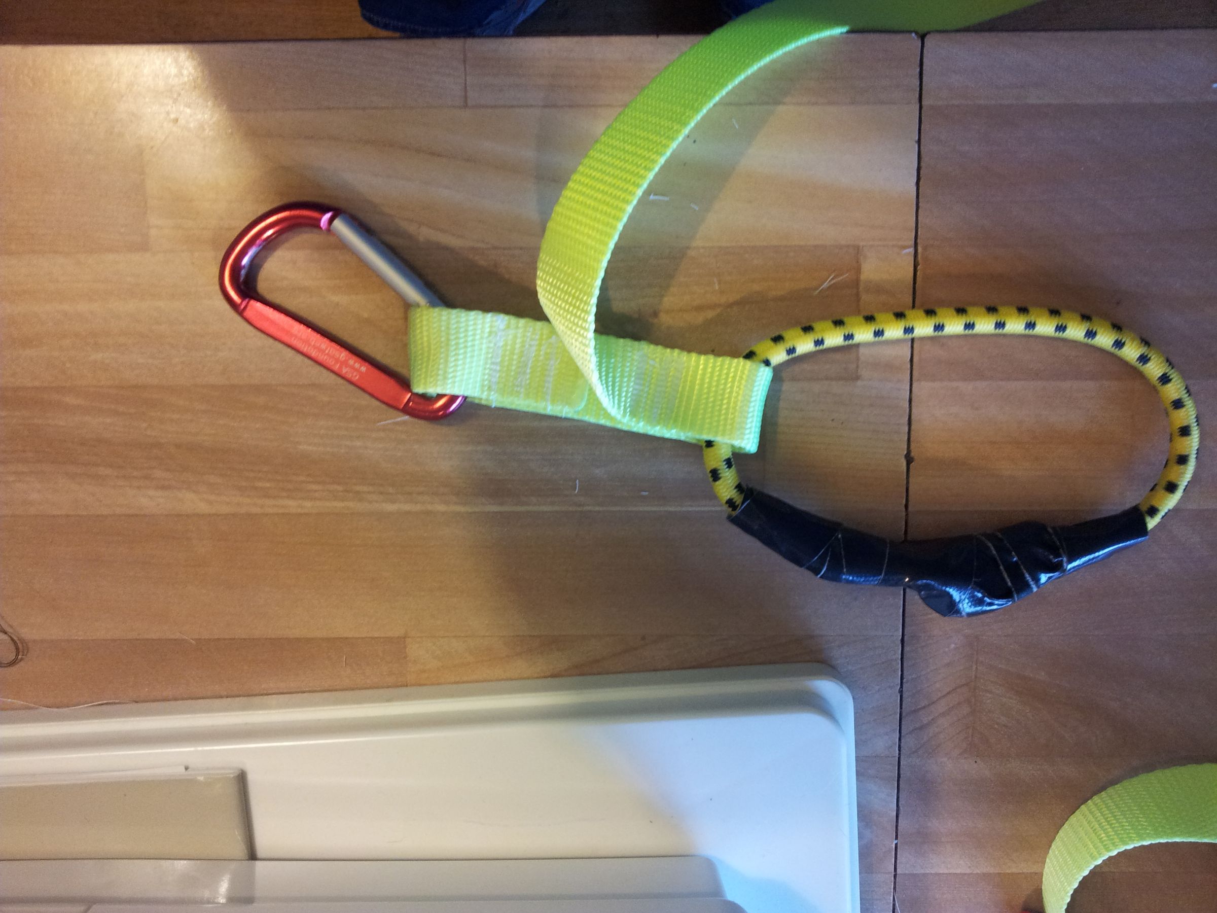 Make a Hands-free, Elastic Running Leash : 7 Steps - Instructables