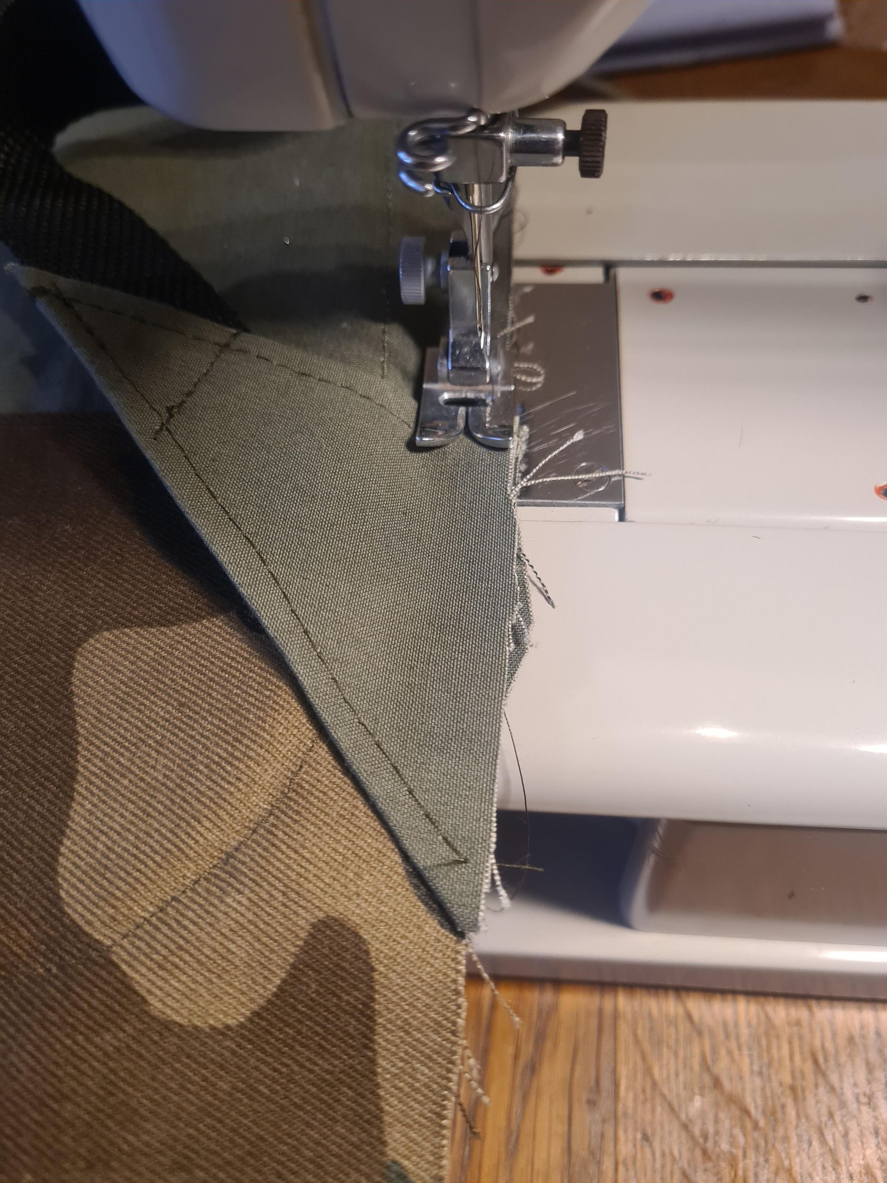 Outdoors Backpack : 10 Steps (with Pictures) - Instructables
