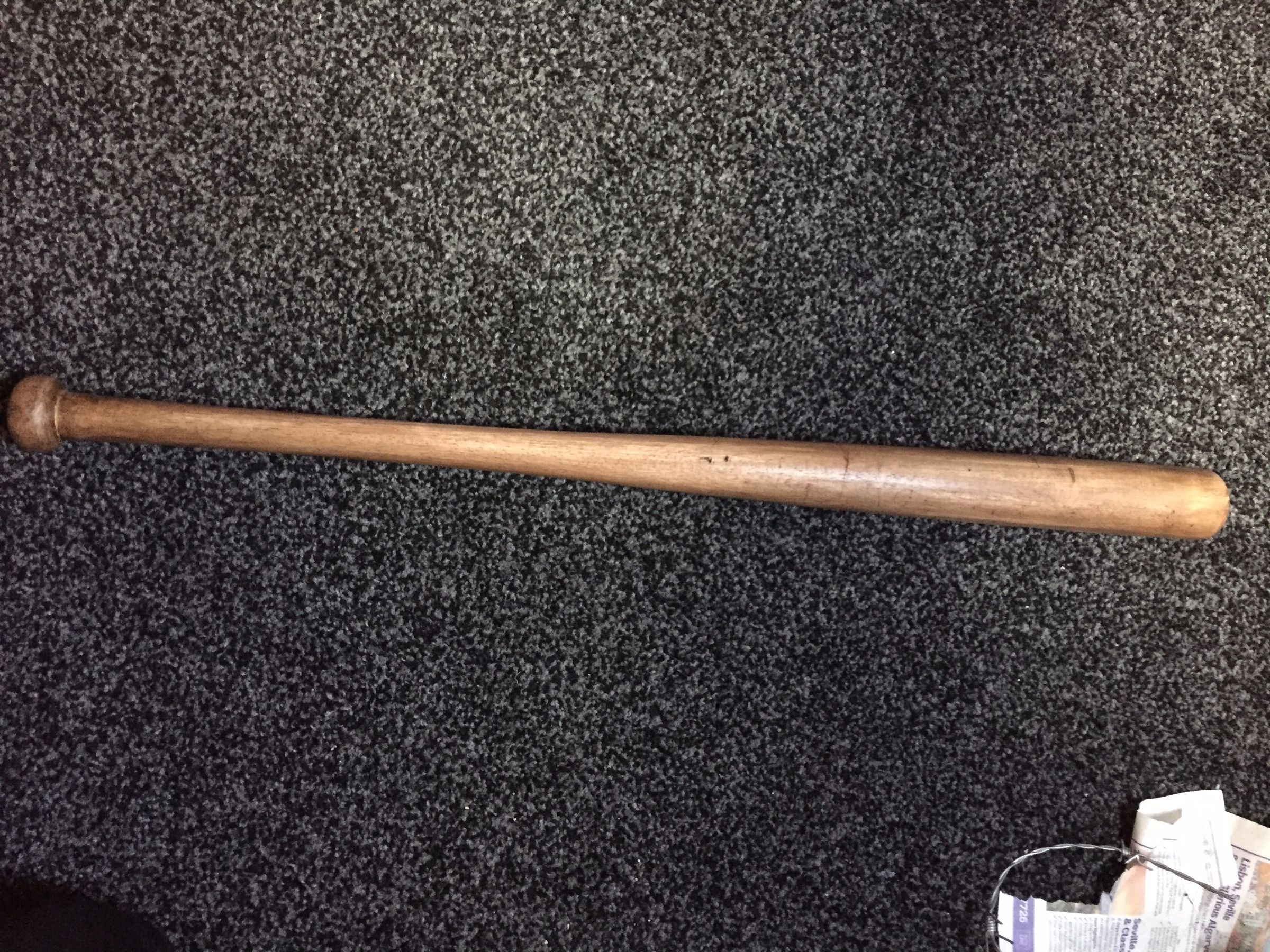 Lucille Bat Walking Dead : 5 Steps - Instructables