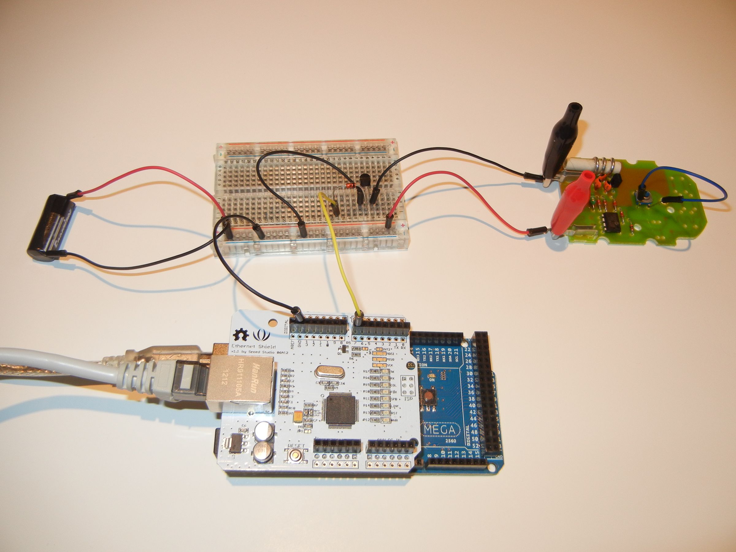 Control Your Garage Door From Anywhere! : 4 Steps - Instructables