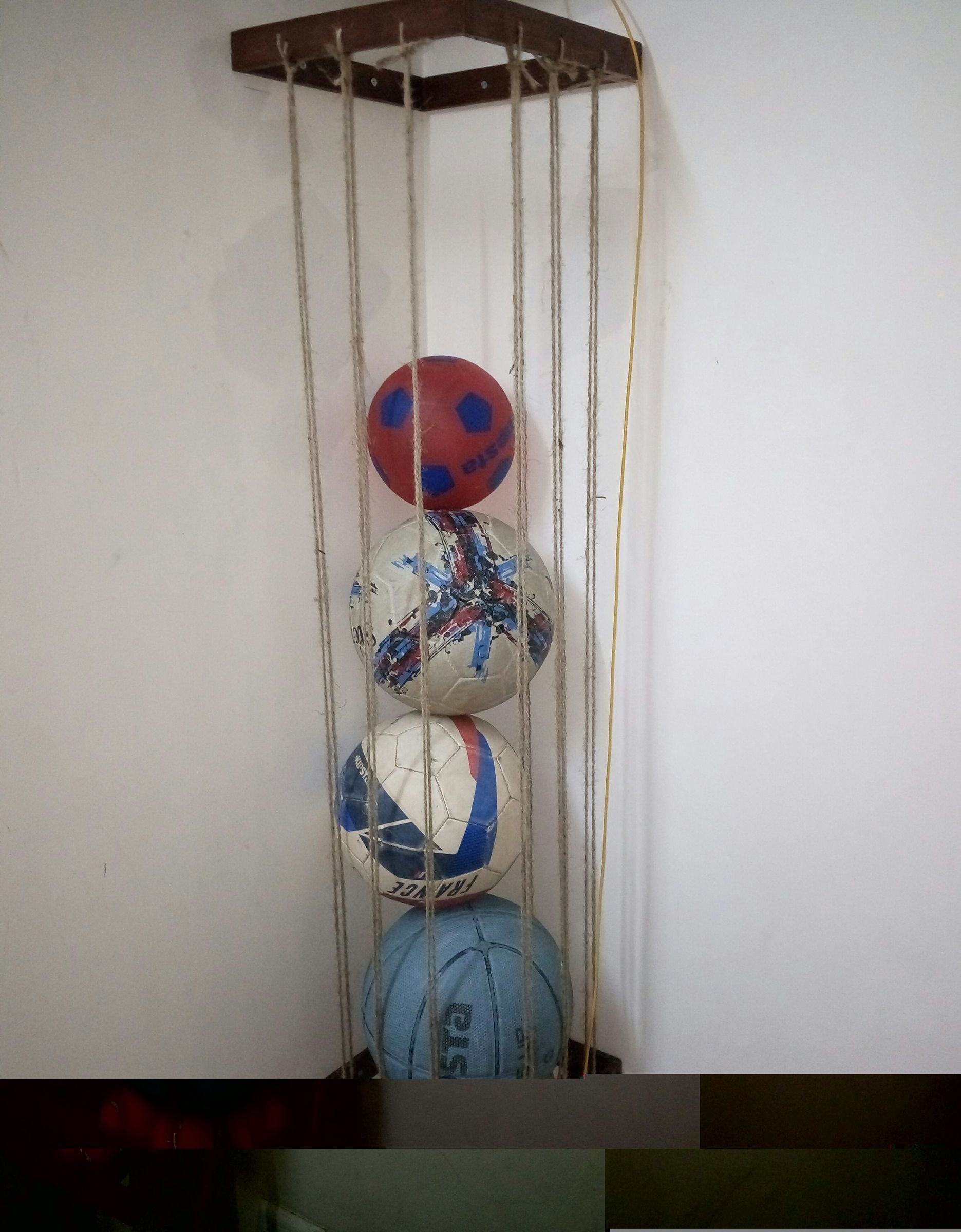 Wall Hanging Ball Rack : 5 Steps (with Pictures) - Instructables