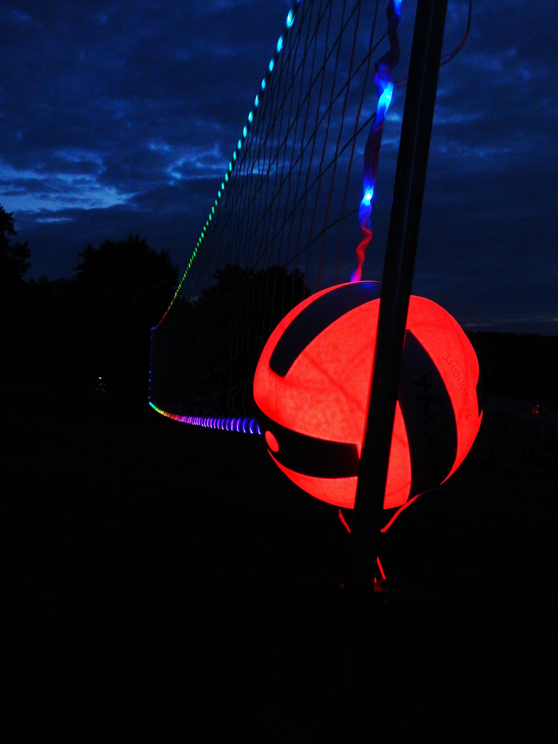 DIY Light-Up Volleyball Net : 4 Steps - Instructables