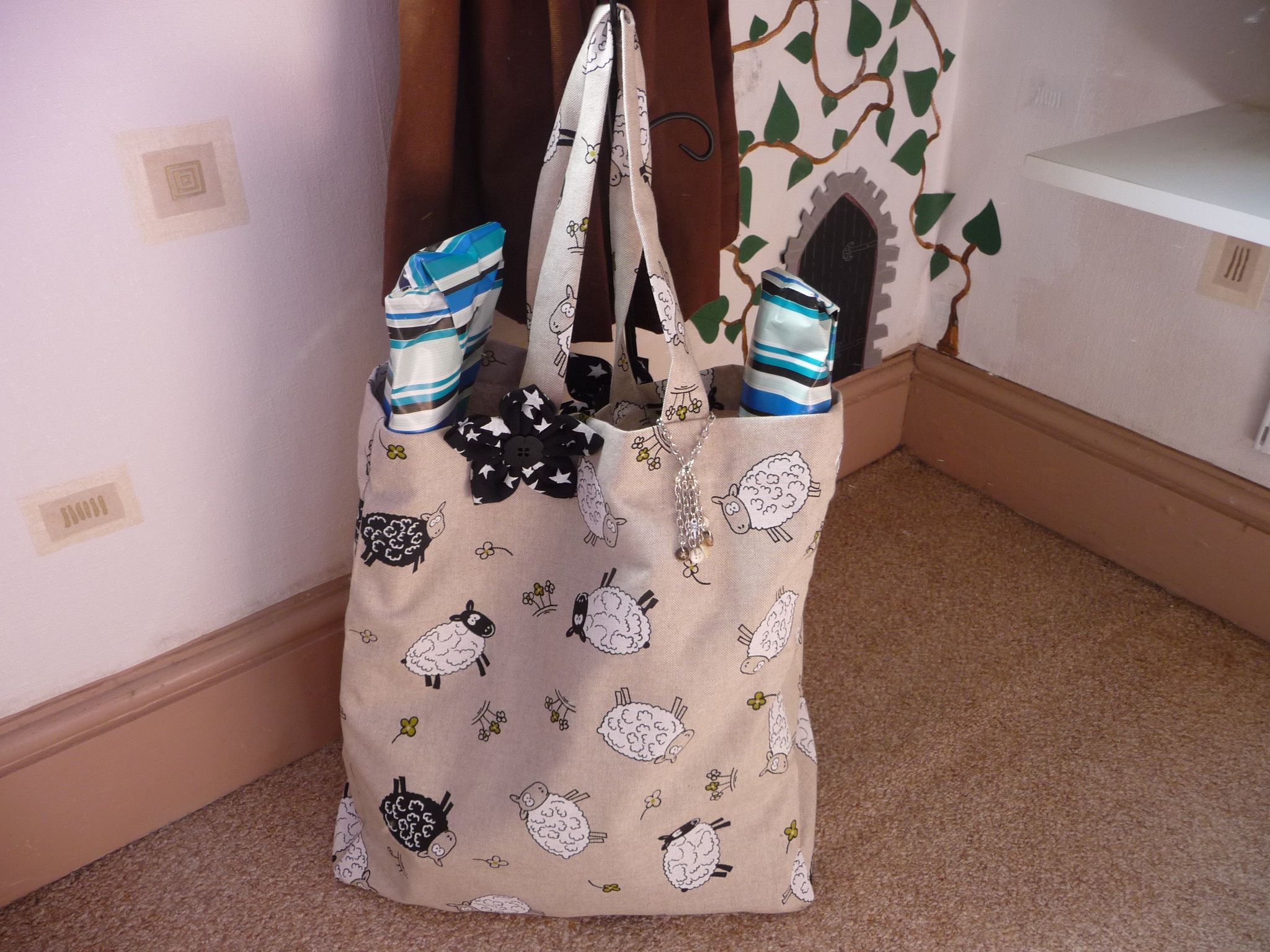 Sheepy Shopping Bag : 6 Steps (with Pictures) - Instructables
