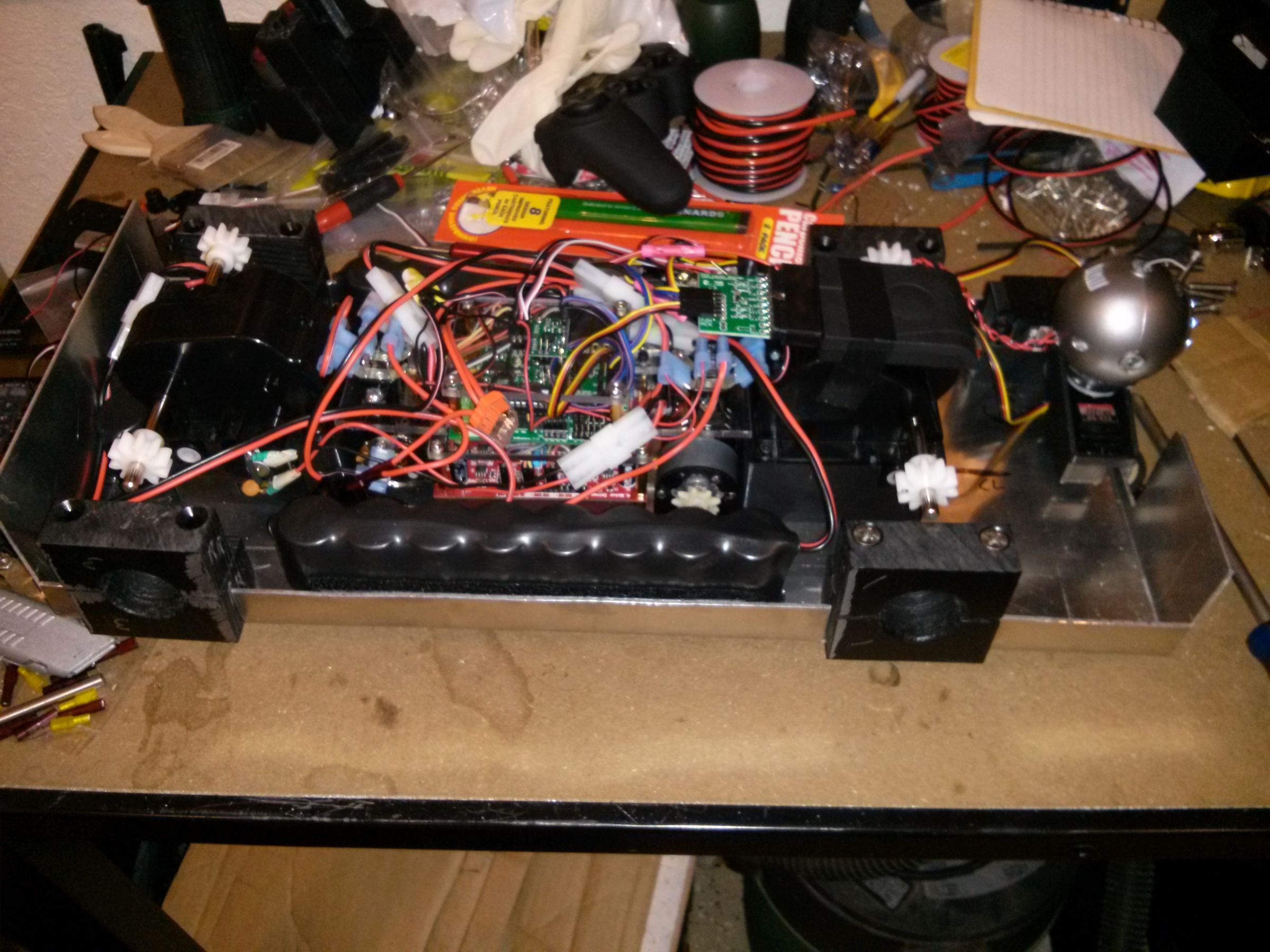 Quad Track Arduino Robot : 11 Steps (with Pictures) - Instructables