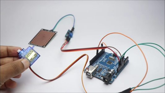 Automated Rain Shield for Laundry Using Arduino : 6 Steps (with Pictures) - Instructables