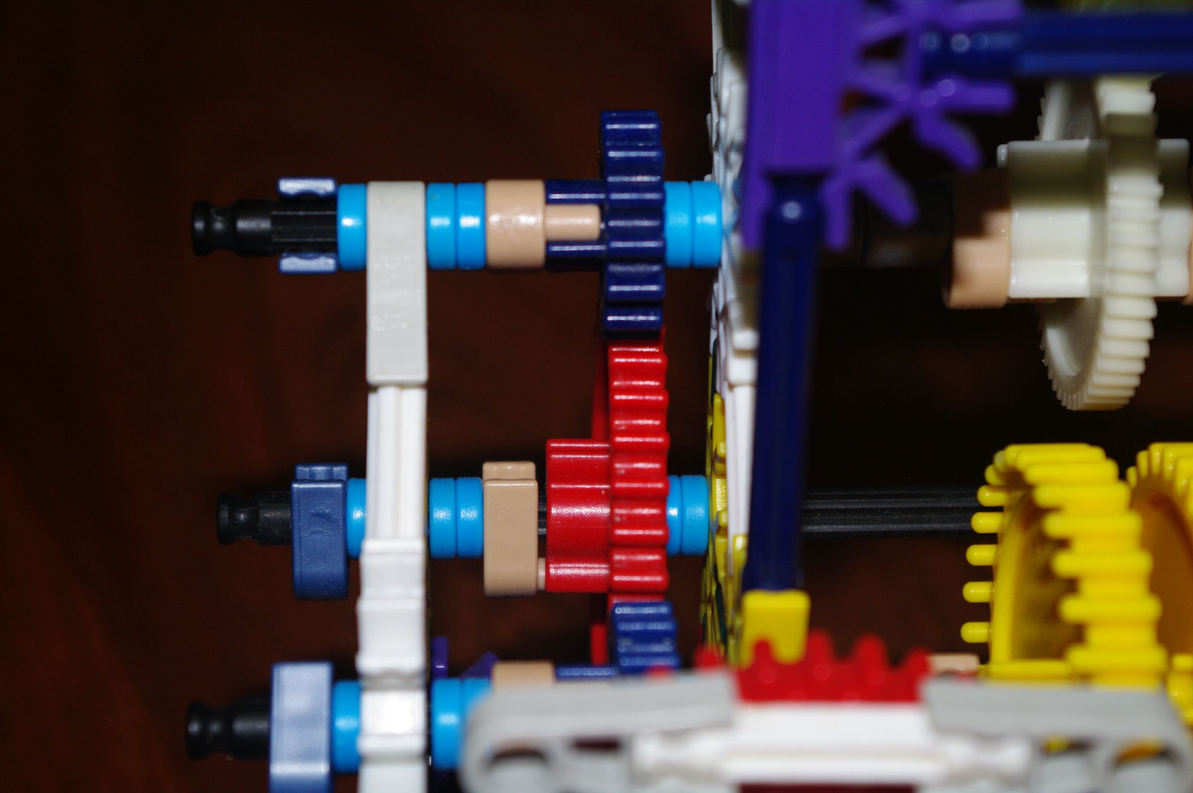 Double Chain Elevator Lift, a K'nex Ball Machine Lift : 6 Steps ...