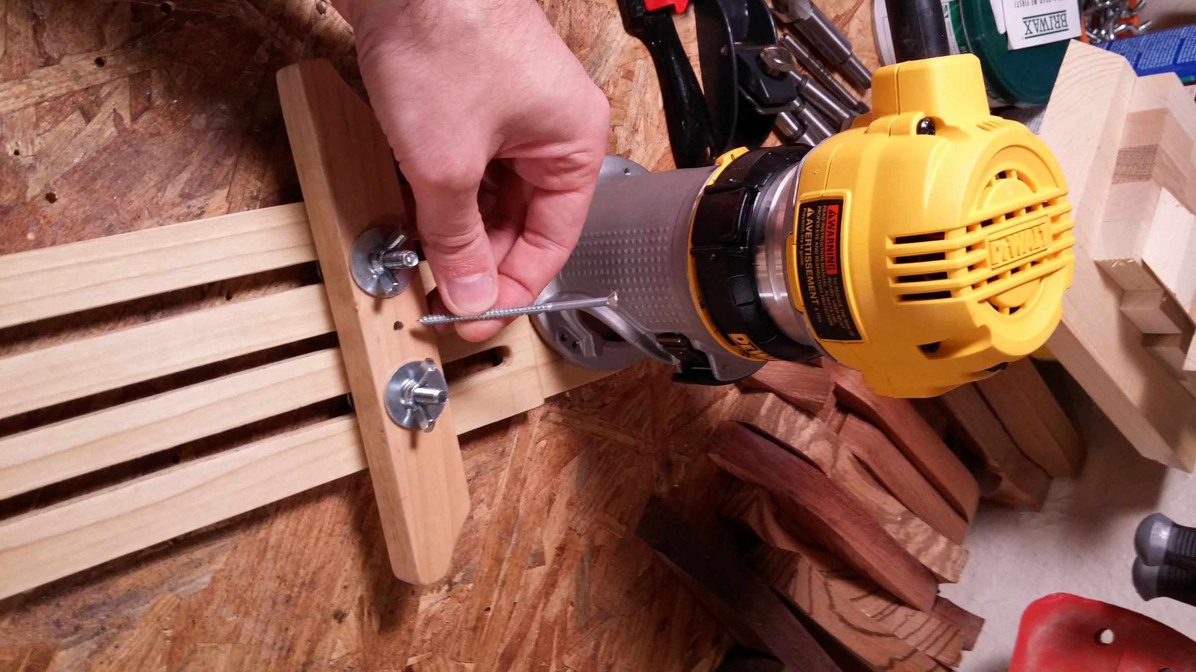 Router Circle Jig Edge Guide : 14 Steps (with Pictures) - Instructables