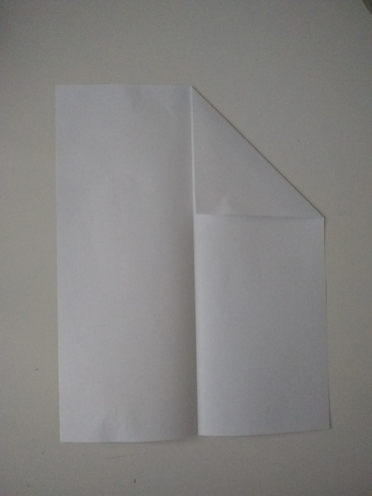 Trick Paper Airplane : 7 Steps - Instructables