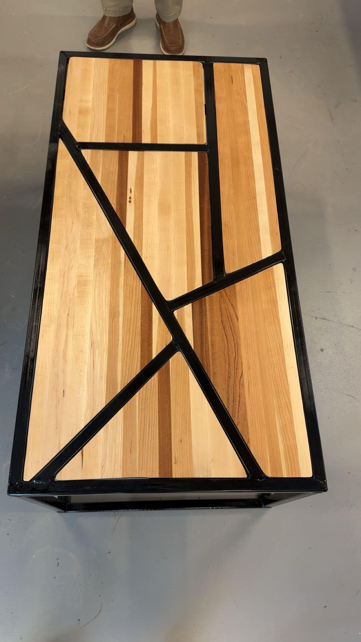 Cool Table With a Unique Steel Design : 14 Steps (with Pictures ...