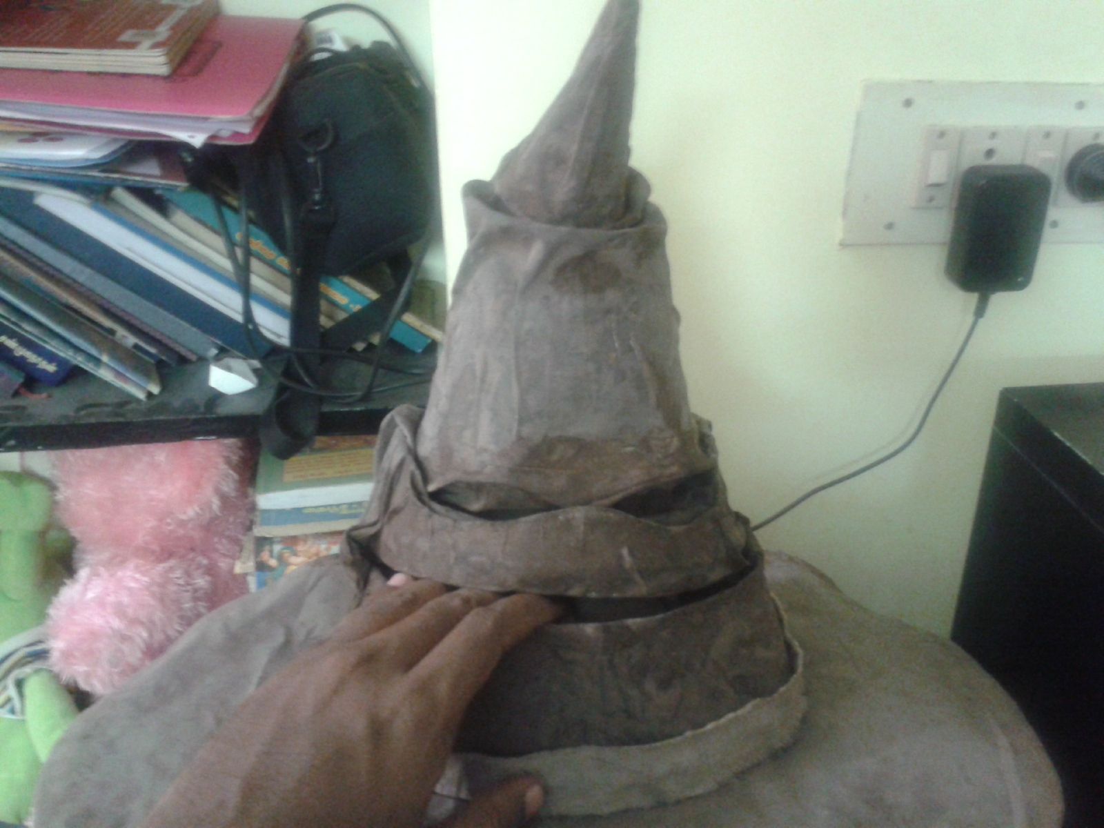 Full Animatronic Sorting Hat With Custom Software-22$ : 27 Steps (with ...