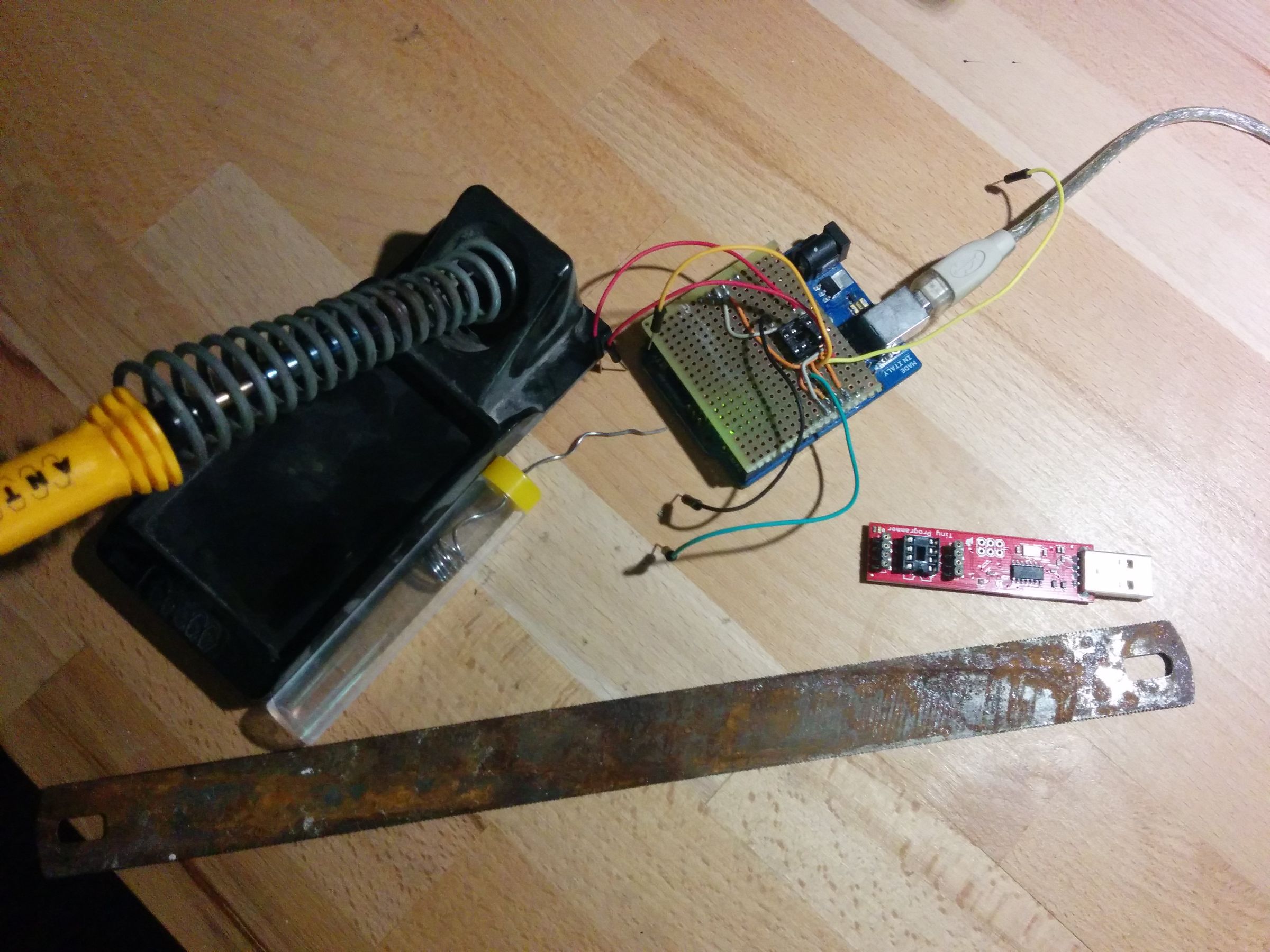 Binary Counter/Dice : 3 Steps - Instructables